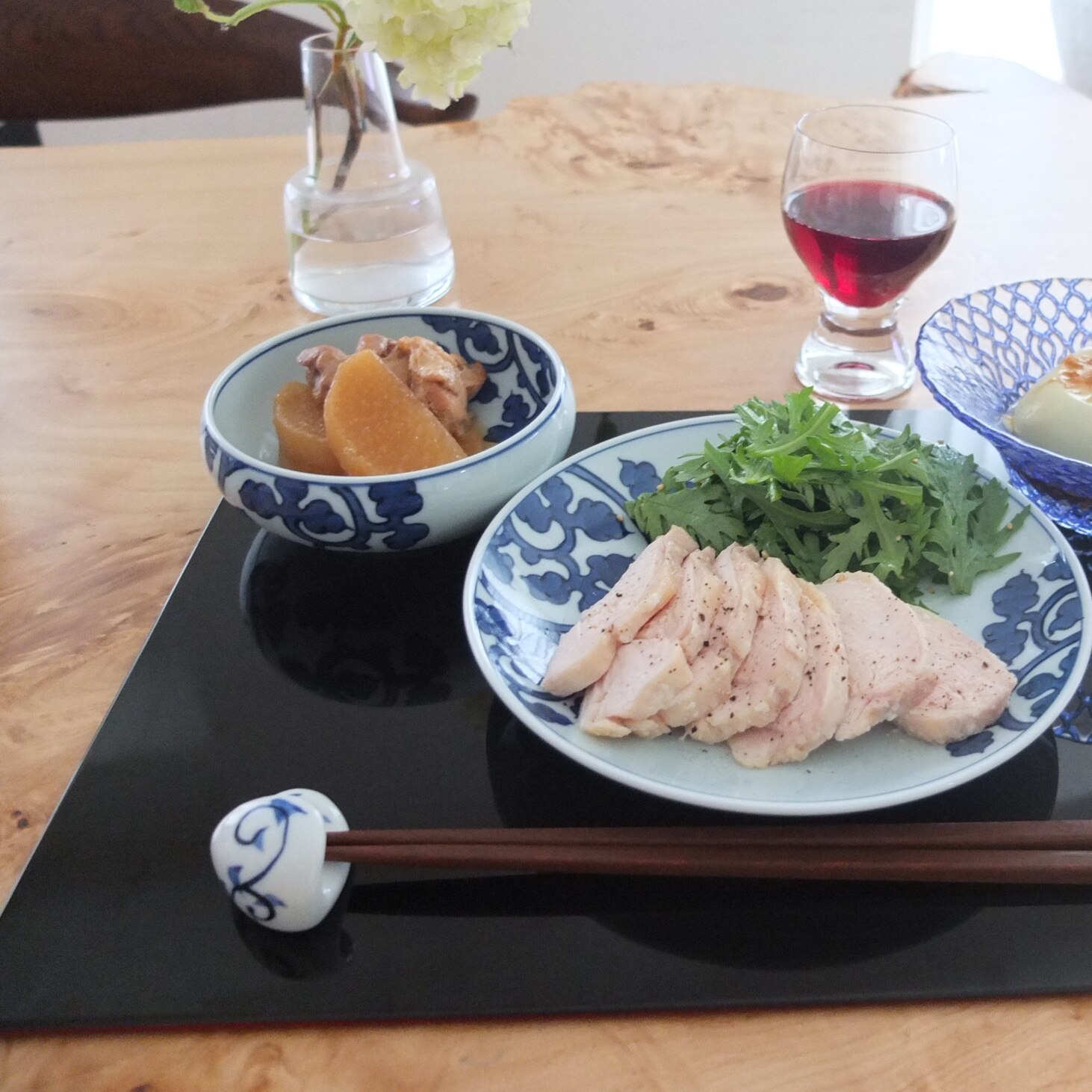 【有田焼】【源右衛門窯】 染付唐草文組皿【源右衛門】【古伊万里】 高級 ギフト 和食器 genemon Gen-emon Kiln