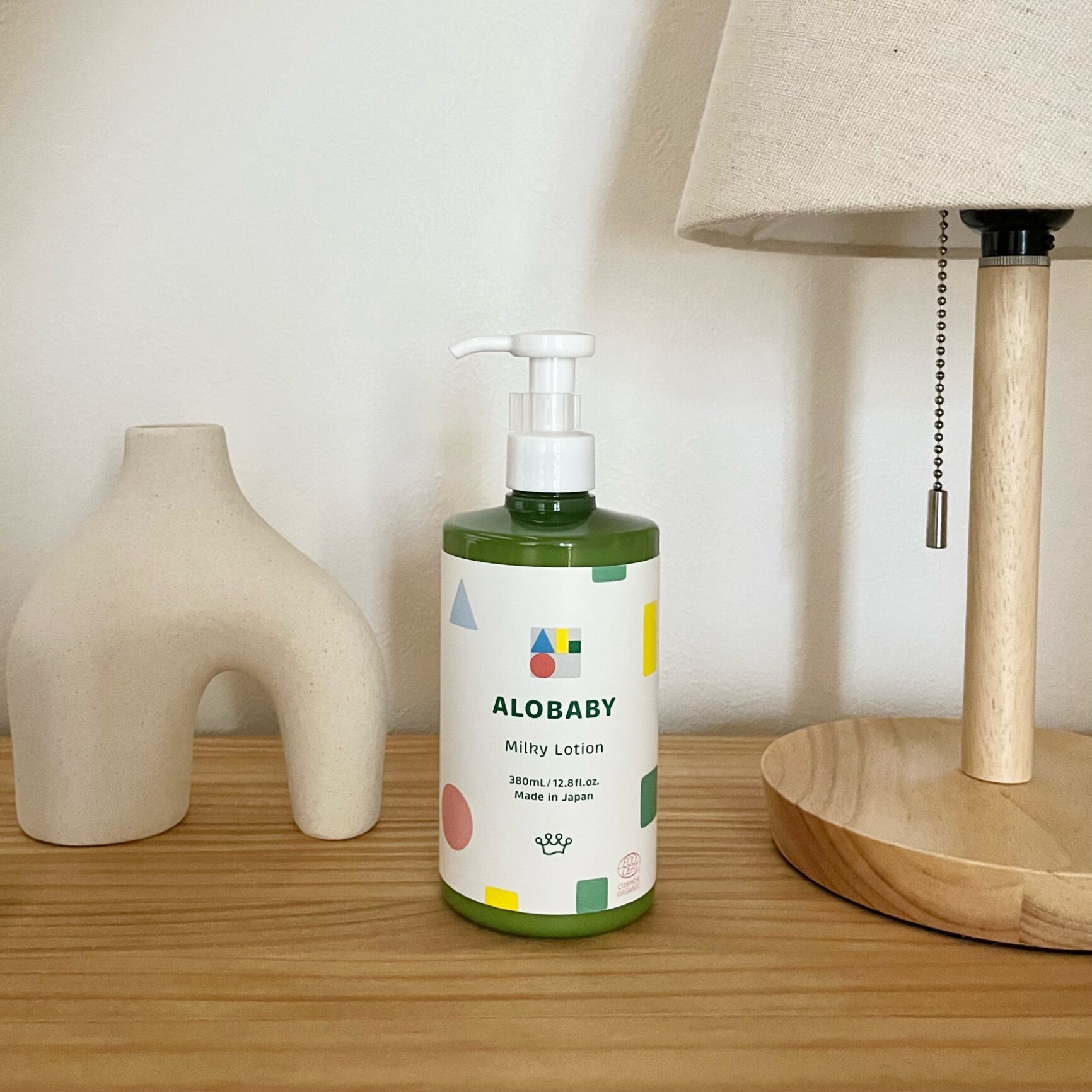 アロベビー ミルクローション (ビッグボトル) 380ml 【公式】 ベビーローション ALOBABY 送料無料 オーガニック ベビー オイル クリーム ボディミルク スキンケア 赤ちゃん 新 ...