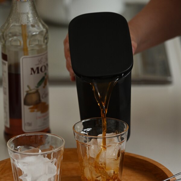 marna ウォーターピッチャー 1.0L マーナ 耐熱 洗いやすい パッキンなし 食洗機対応 麦茶ポット お茶ポット 冷水筒 水出し アイスコーヒー サーバー スリムジャグ 保存容器 1 ...