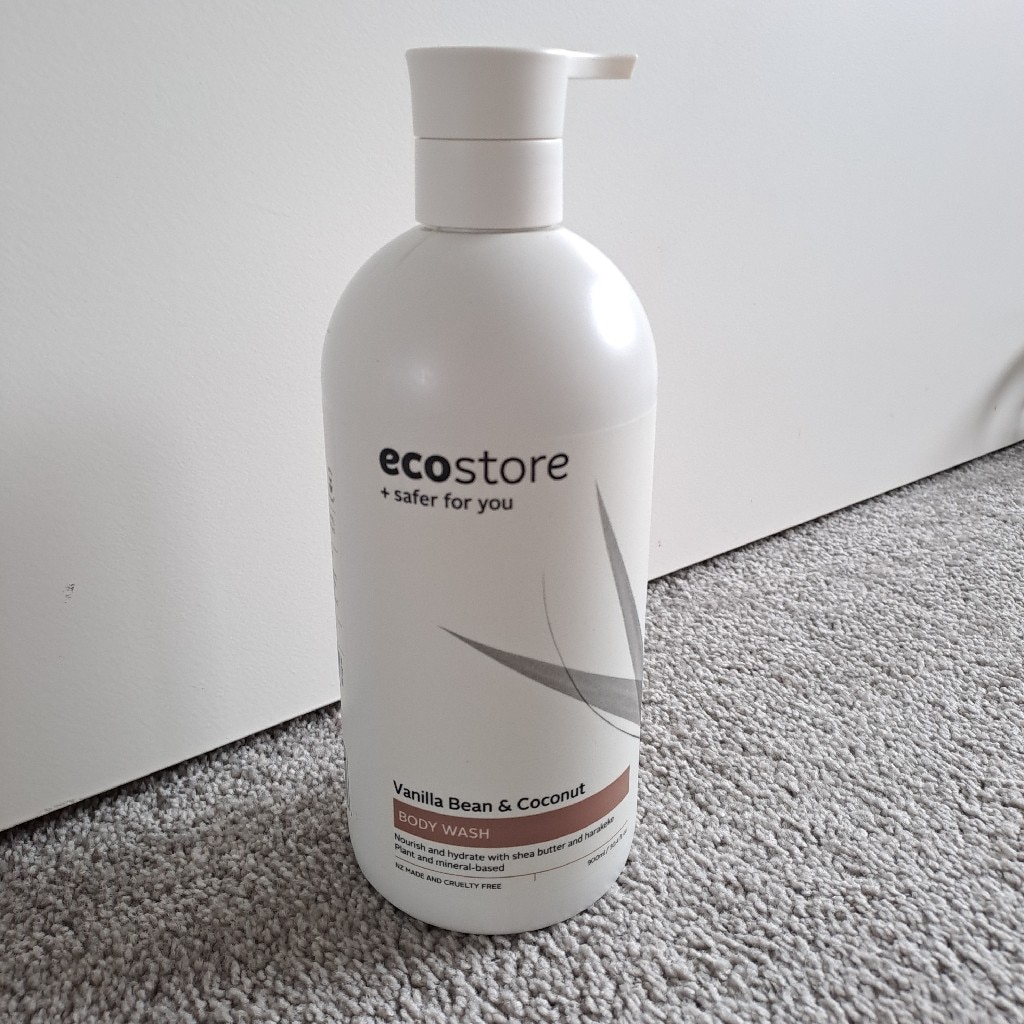 \SALE中★最大2800円オフCP配布／NEW【エコストア公式】ecostore ボディウォッシュ＜ワイルドローズ＆シダー＞900mL 本体 / ナチュラル ボディソープ 低刺激 敏感肌 肌 ...