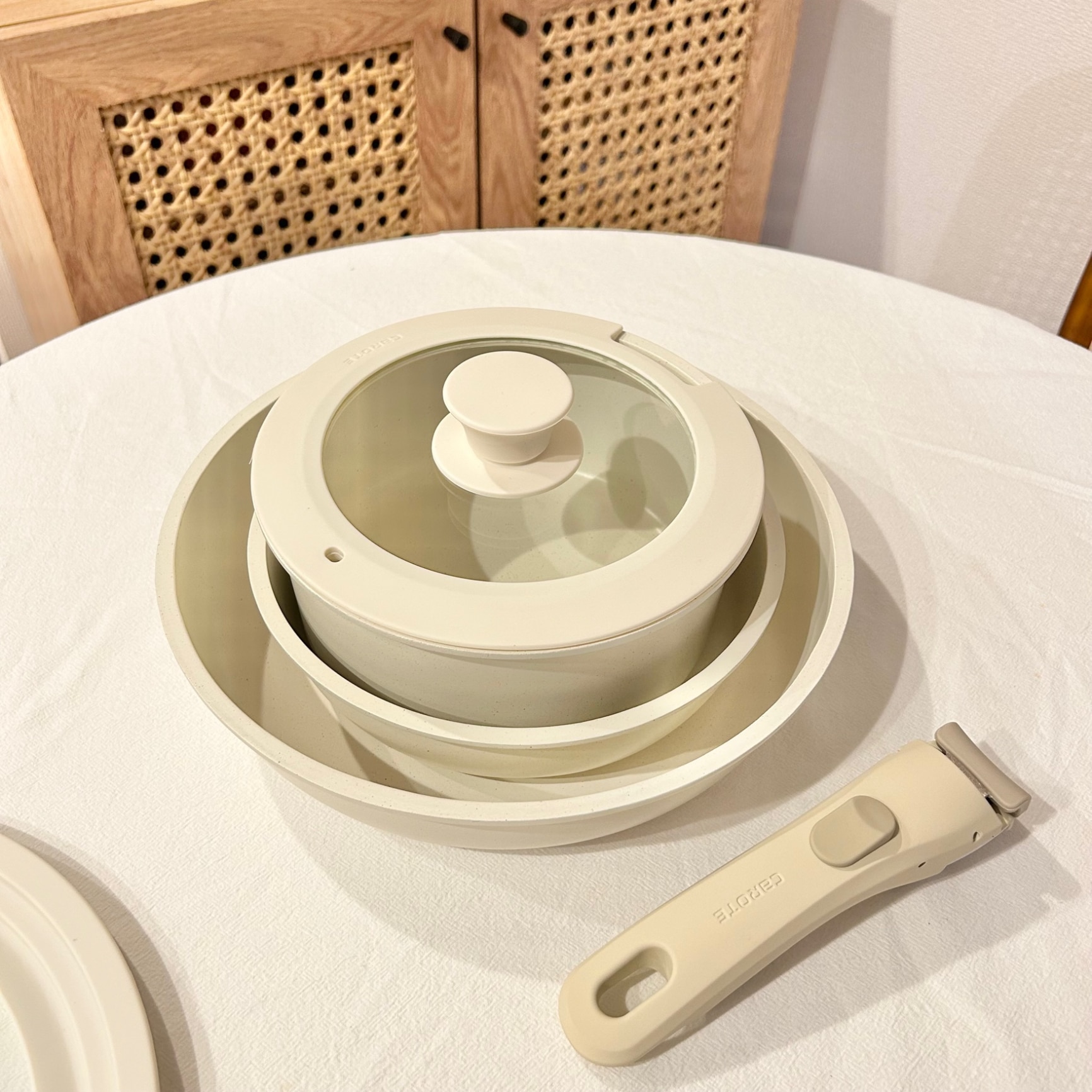 【最安値挑戦中！8点が4680円でGET！】CAROTE カローテ フライパン セット 9・8点 ih対応 PFOA PFOS フリー 取っ手 ...