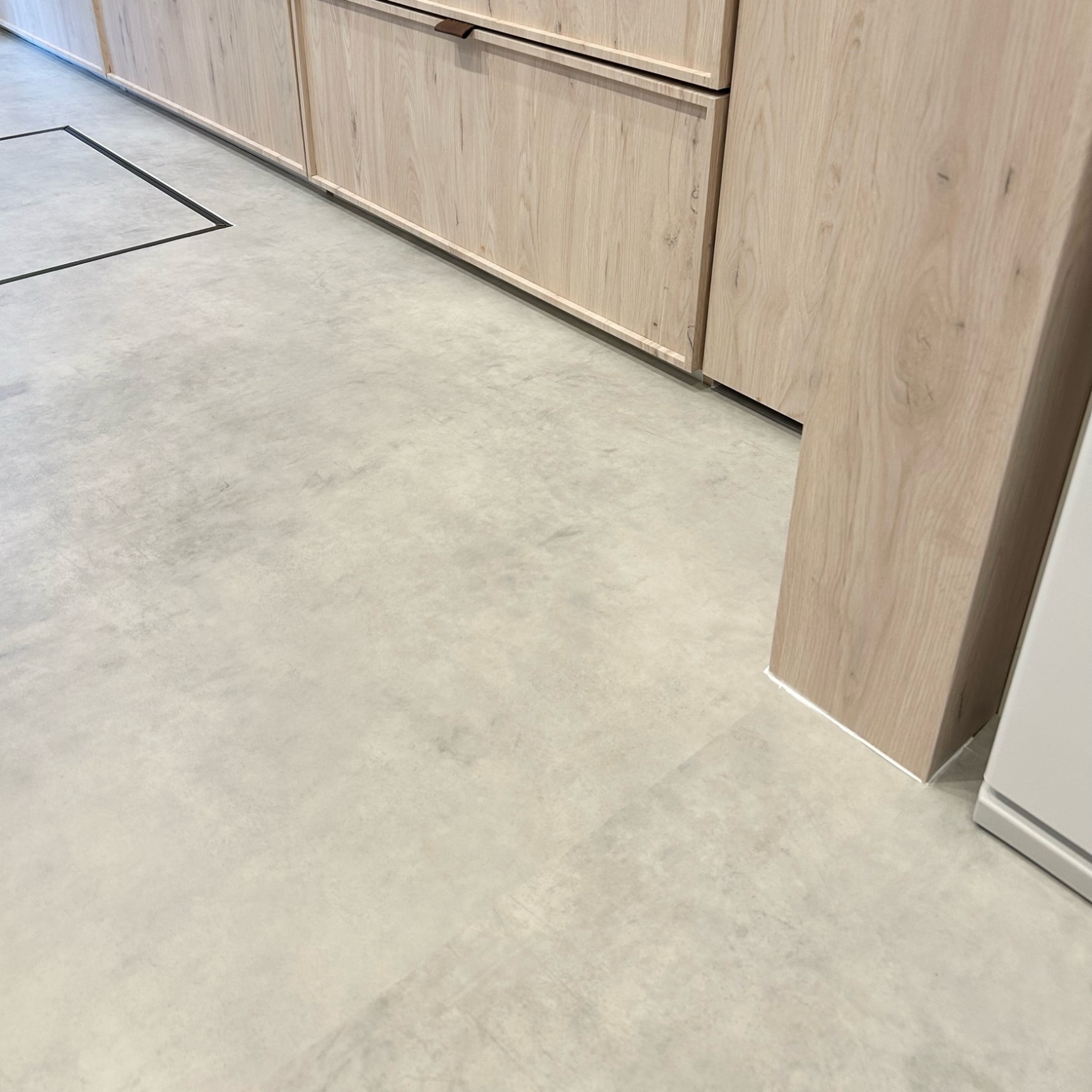 サンゲツ クッションフロア 182cm巾 1.8mm厚 抗菌 住宅用 石目調 タイル [1m以上10cm単位 切り売り]HM-12001 HM-12002 HM-12003 HM-12004 ...