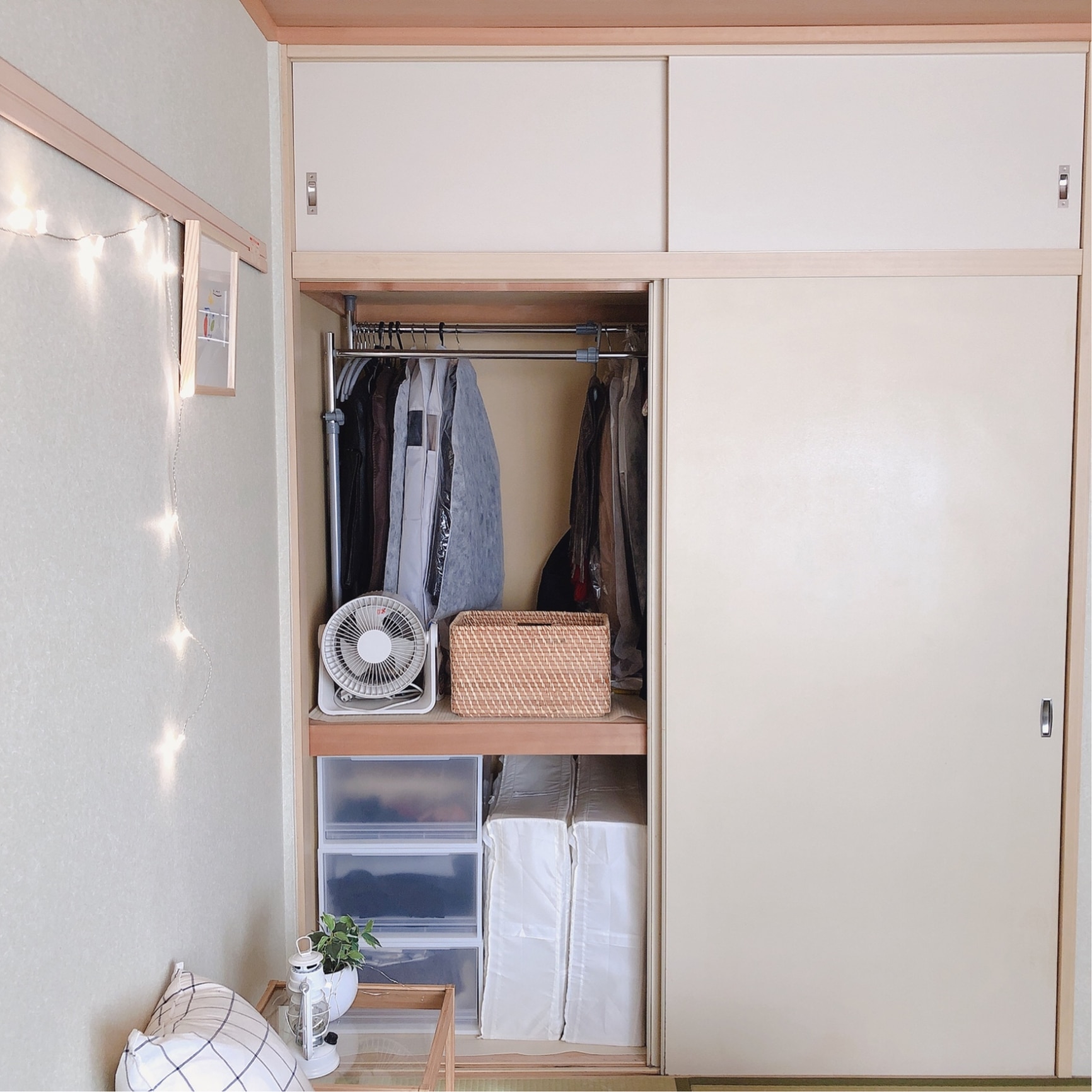 ハンガーラック 押入れハンガー 押し入れ パイプハンガー ダブル OSH-Y27 アイリスオーヤマ 押入れ収納 伸縮 縦横伸縮 耐荷重30kg 伸縮押入れハンガー 押入れ用 衣装用 コート ...