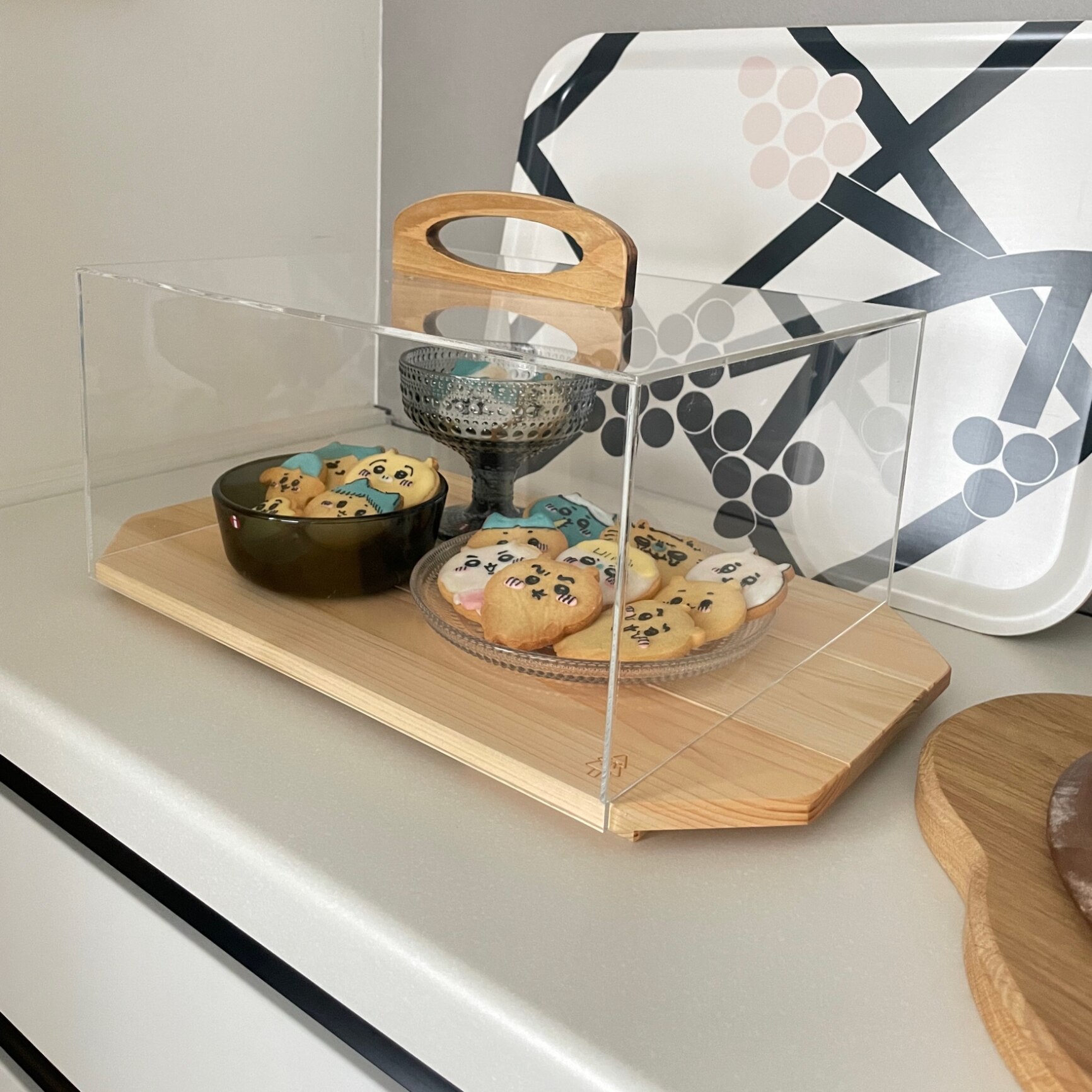 kigumi おぼんでショーケース L ショーケース ケーキディスプレイ お菓子 ケーキスタンド ケーキ ブレッドケース 食品 蓋 ブレッド カバー ケース フードカバー スタンド ...