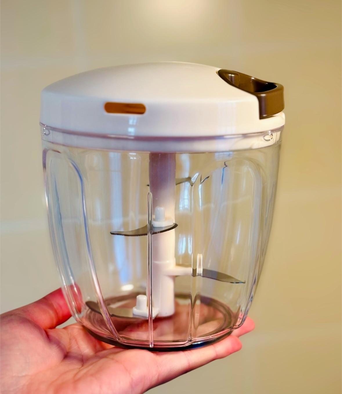 【強化版・レシピ付き】ふたも洗える ぶんぶんチョッパー5S BBC-23 5枚刃 大容量 900ml 手動 みじん切り器 スライサー みじん切り フードプロセッサー フードチョッパー [bpx]