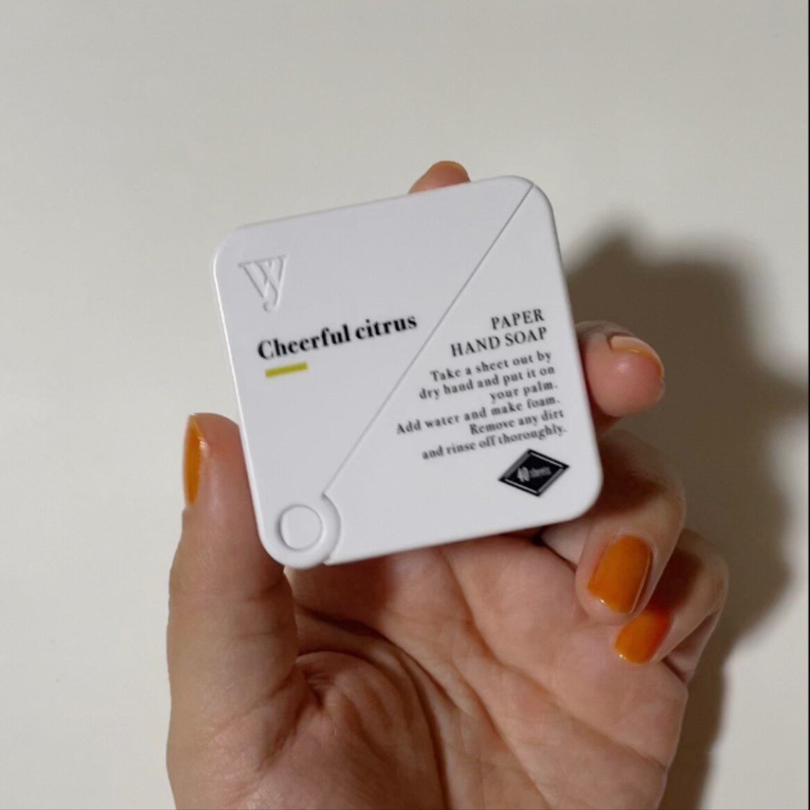 紙せっけん WASHNY paper hand soap 40枚入 全4種類 石鹸 シート状 香り付き 携帯用 コンパクト 持ち運び 旅行 ...