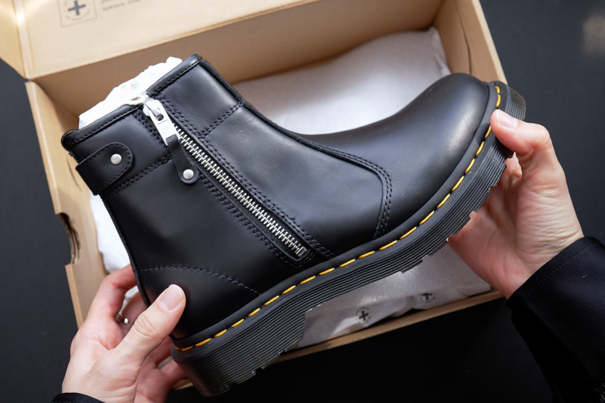 ドクターマーチン 国内正規販売店 2976 TWIN ZIP CHELSEA ツイン ジップ チェルシーブーツ Dr.Martens ...