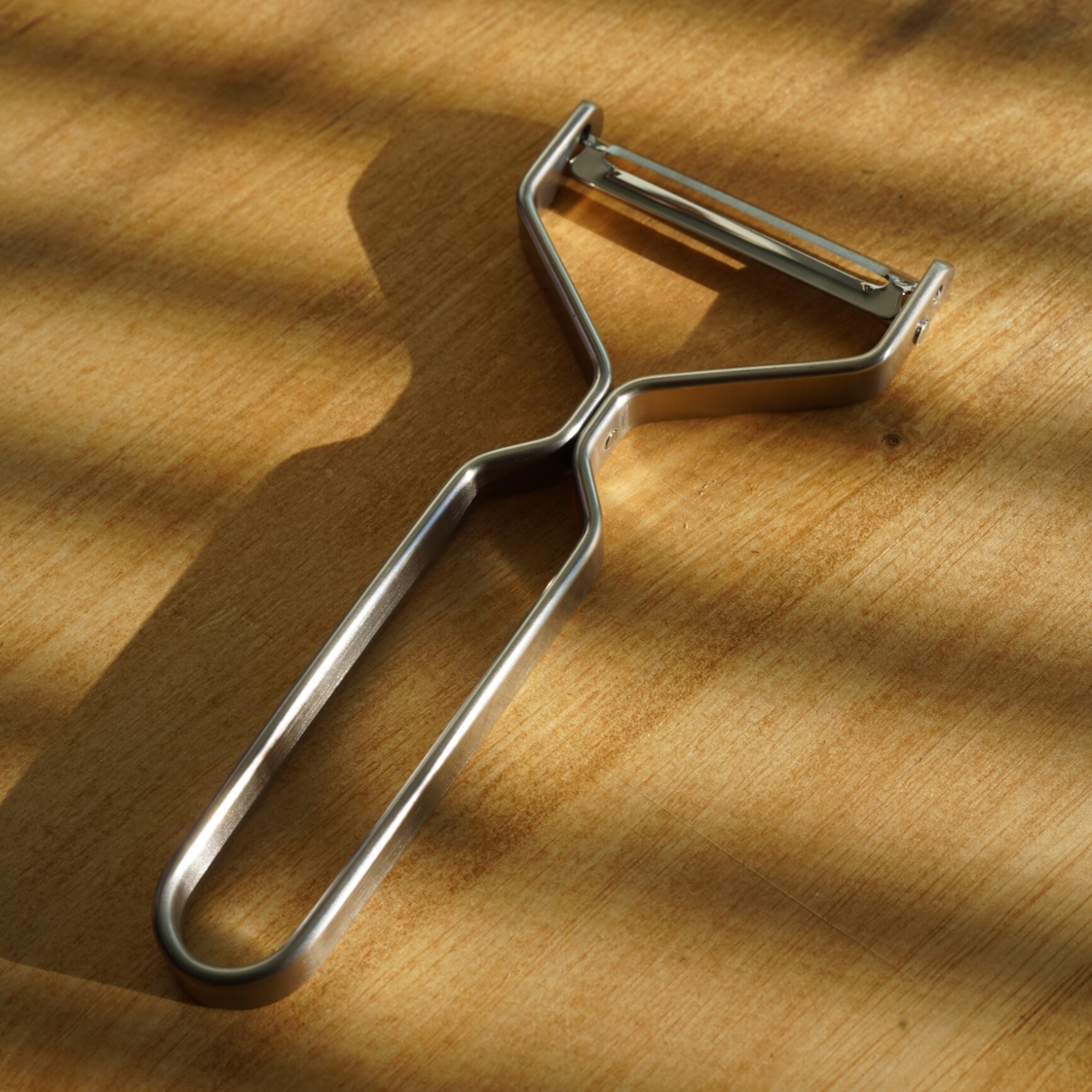 ピーラー ラウンドバーシリーズ ヨシタ手工業デザイン室 ステンレス ピーラー 【ポイント5倍/メール便送料無料】【p0807】