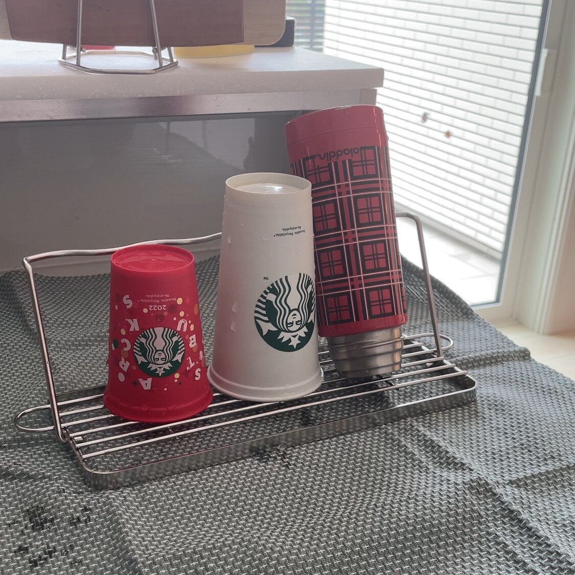 ビーワースセレクション bws SELECTION すっきり暮らすジャグボトルスタンド ビーワーススタイル MM-700166 食洗機対応 水筒 収納 乾かす 水切り ボトル スタンド スリム ...