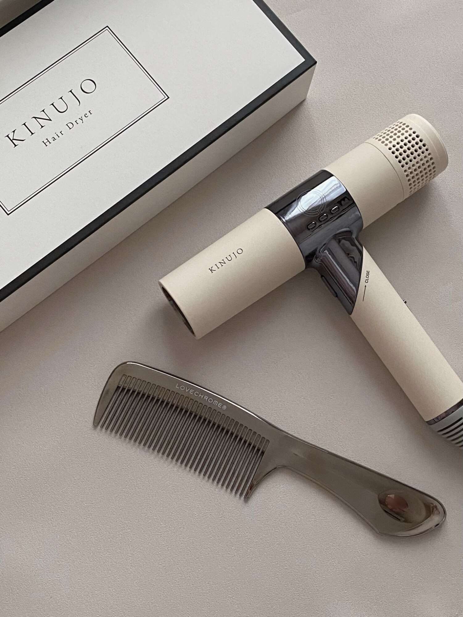 【3,520円OFFクーポン付/正規店/ヘアケアプレゼント付】絹女 キヌージョ ヘアドライヤー KH201 KH202 正規販売店 ヘアケア付【選べる種類】送料無料★楽天1位 KINUJO ...