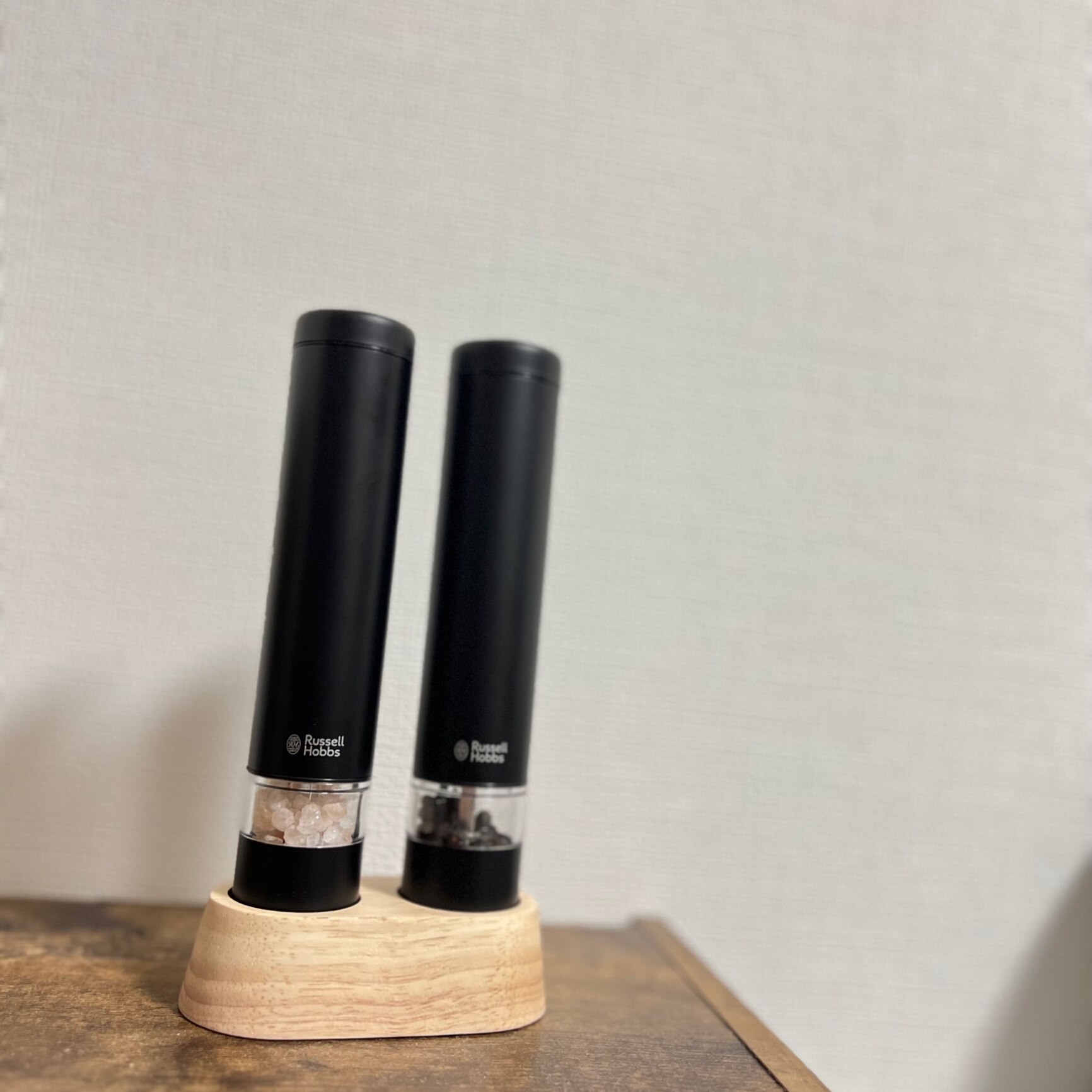 マラソン開催中 Russell Hobbs ラッセルホブス 【 Salt & Pepper Mill Mini 電動ミル ソルトアンドペッパー ...