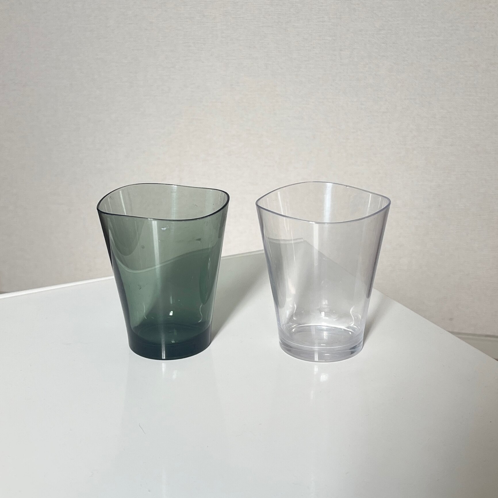 おしゃれで縁起の良い割れないコップ Plakira プラキラ ゆらぎタンブラー 320ml おしゃれ 5色ギフトボックスセット プラスティックのような新素材トライタンで割れない 日常使いから ...