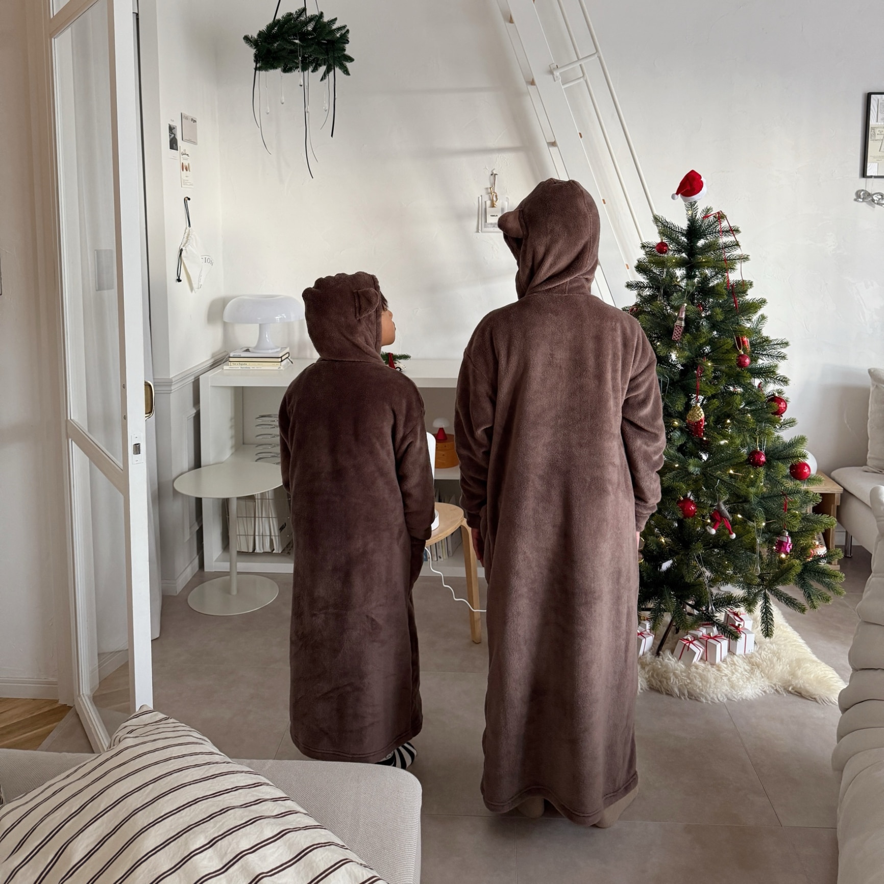 【送料無料】 なまけmoco 着る毛布 ルームウェア キッズ 部屋着 ロング フード 猫耳 もこもこ 静電気防止加工 あったか ブルーミングフローラ 子供 子供服 お揃い おそろい 親子コーデ ...