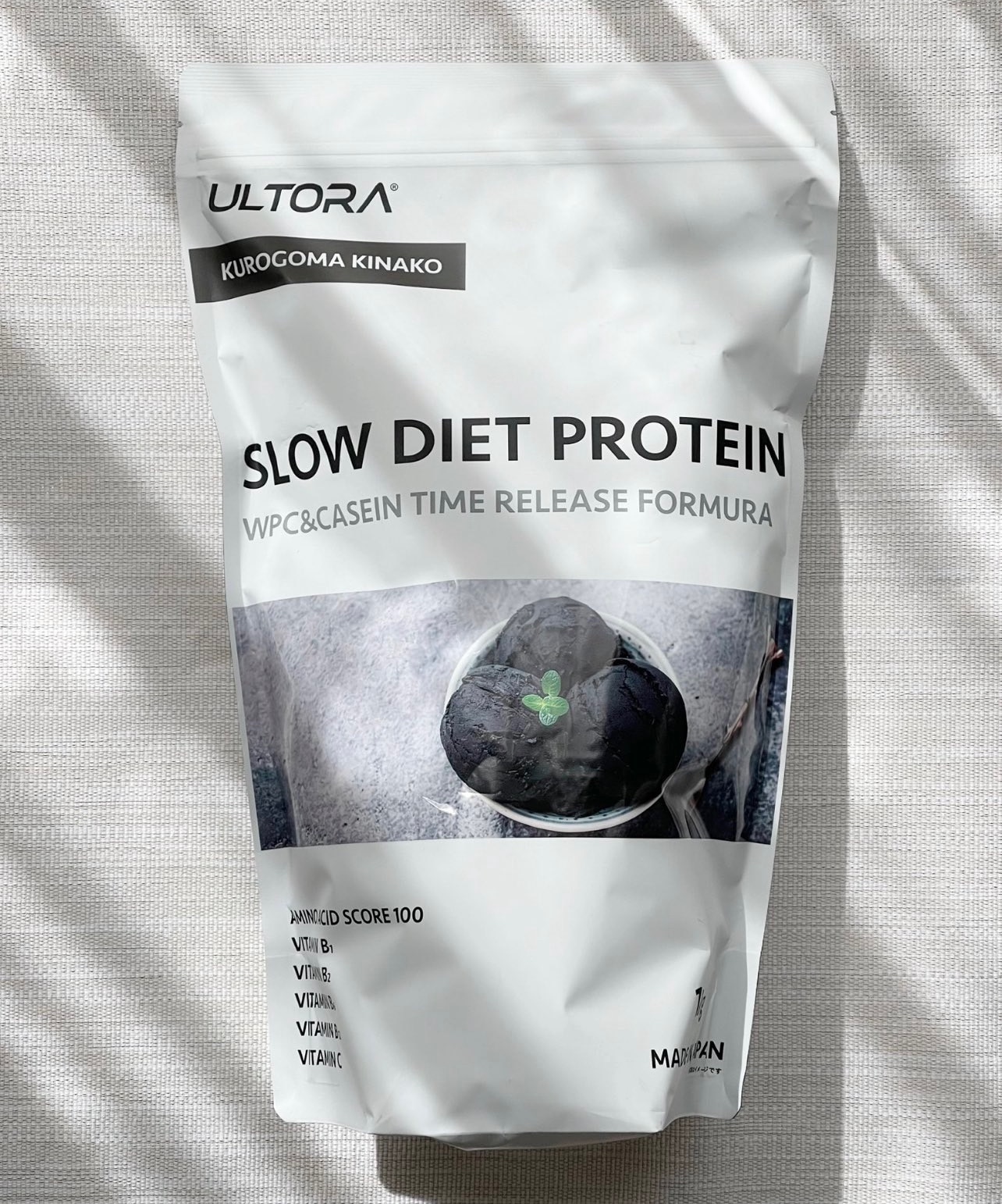 プロテイン ウルトラ スロー ダイエット プロテイン 1kg 人工甘味料不使用 置き換え ダイエット 両方に適した腹持ち抜群プロテイン ULTOR カゼイン ホエイ 女性 飲みやすい 国産 植物由来