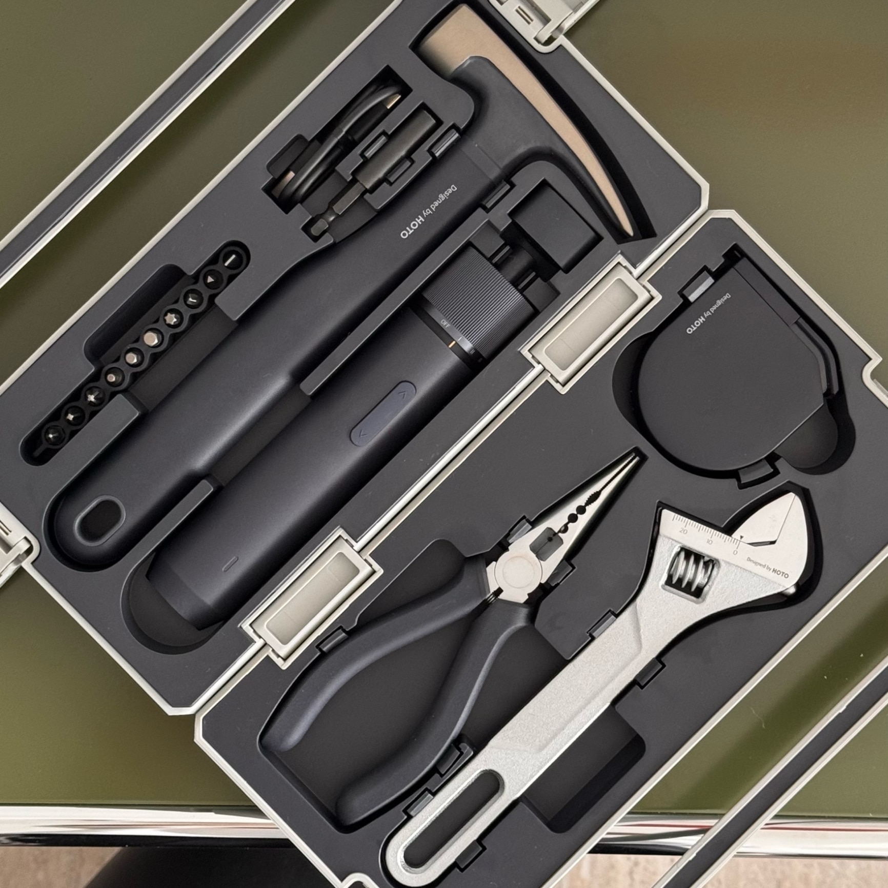 工具 セット DIY ドライバー 家庭用ドライバーセット マルチツール ハンマー ペンチ メジャー レンチ モンキーレンチ バイク ツール ...