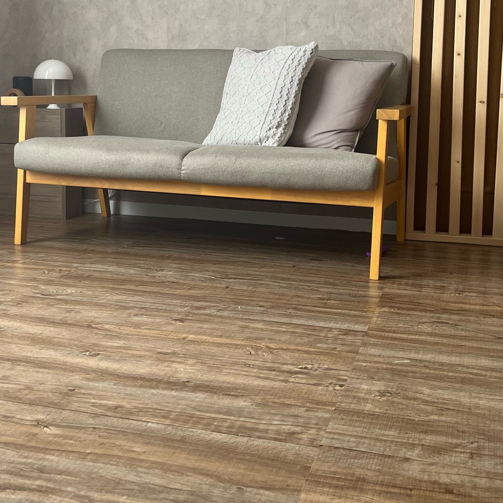 【セットなら1枚あたり最大58%OFF】 フロアタイル 置くだけ 貼ってはがせる 賃貸OK 木目調 接着剤不要 6畳 1畳 2畳 12枚〜72枚 置き敷きタイプ フローリングマット 床 DIY ...