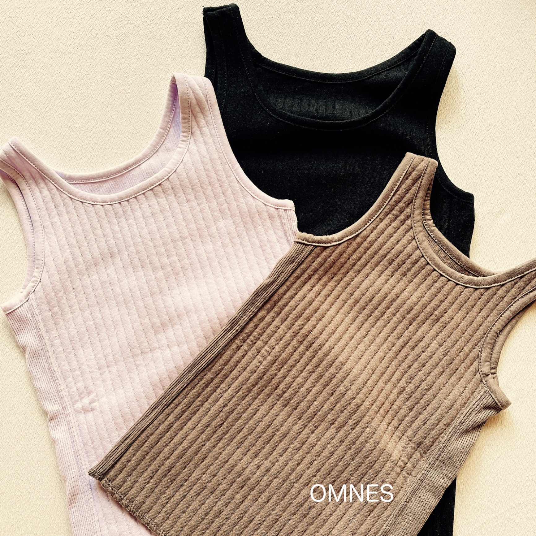 【ハプティックhbD】【OMNES】キッズラインキルトあったかタンクトップ 子ども服 子供服 男の子 女の子 肌着 下着 アンダーウェア キルティング 100 110 120 130 140 ...