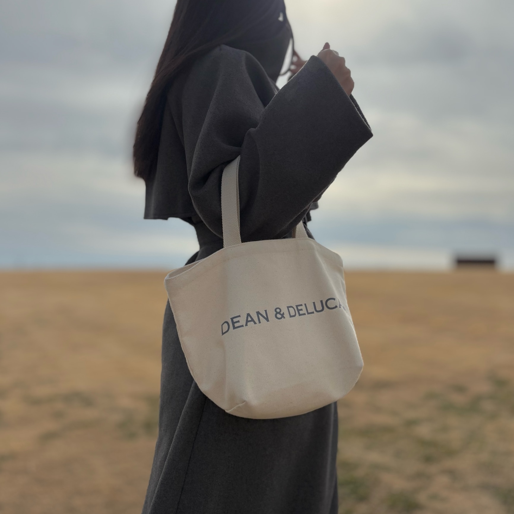 ディーンアンドデルーカ トートバッグ S (チャコールグレー/ブラック/ナチュラル) DEAN&DELUCA人気 ロゴ入り おしゃれ シンプル ...