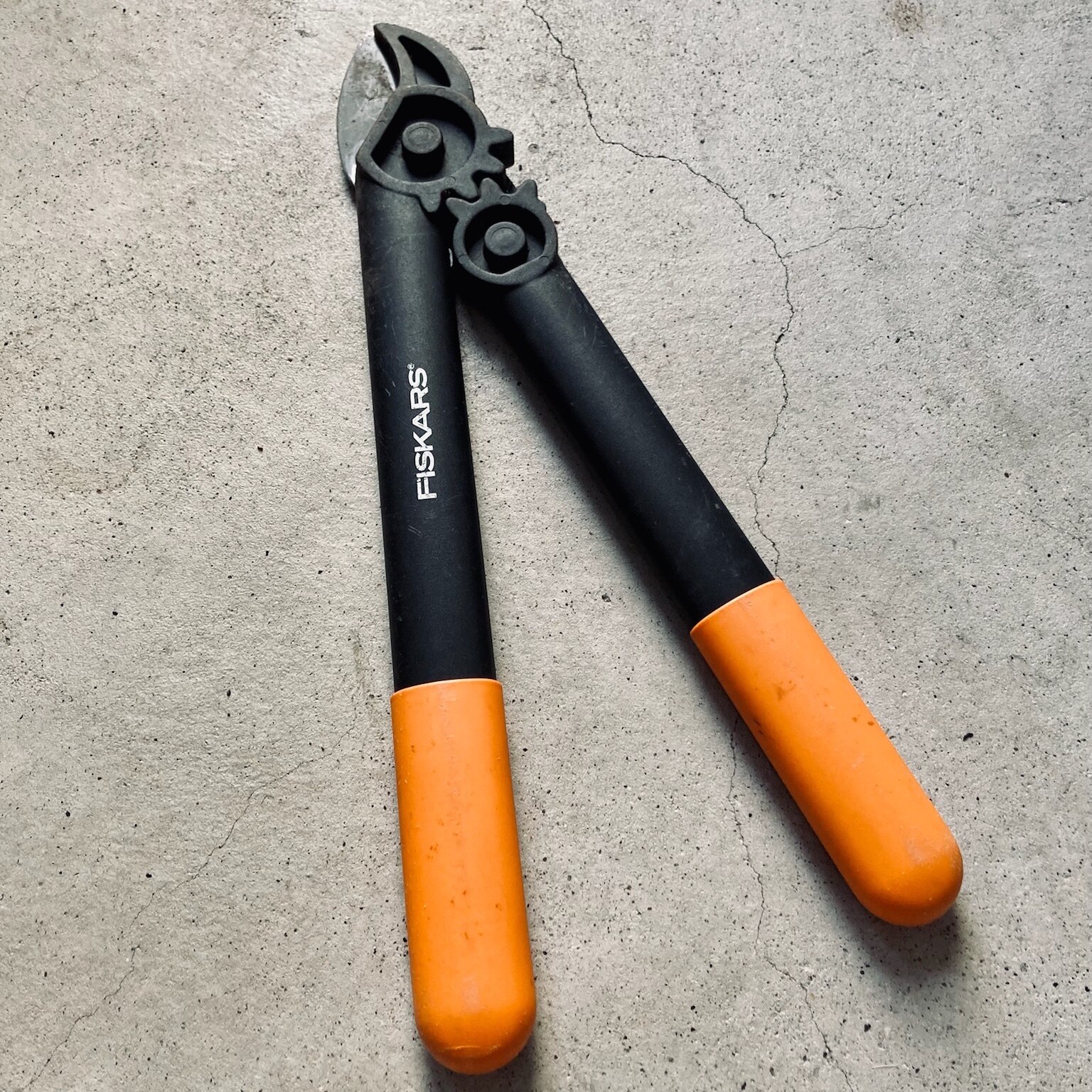 フィスカース スーパープルーナー Fiskars 79726997J 枝切りばさみ 剪定バサミ アメリカーナがお届け!