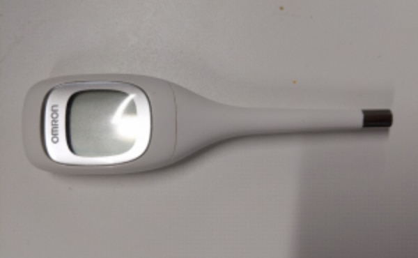 オムロン｜OMRON 電子体温計 けんおんくん MC-681 [実測＋予測式][検温 約20秒 MC681]