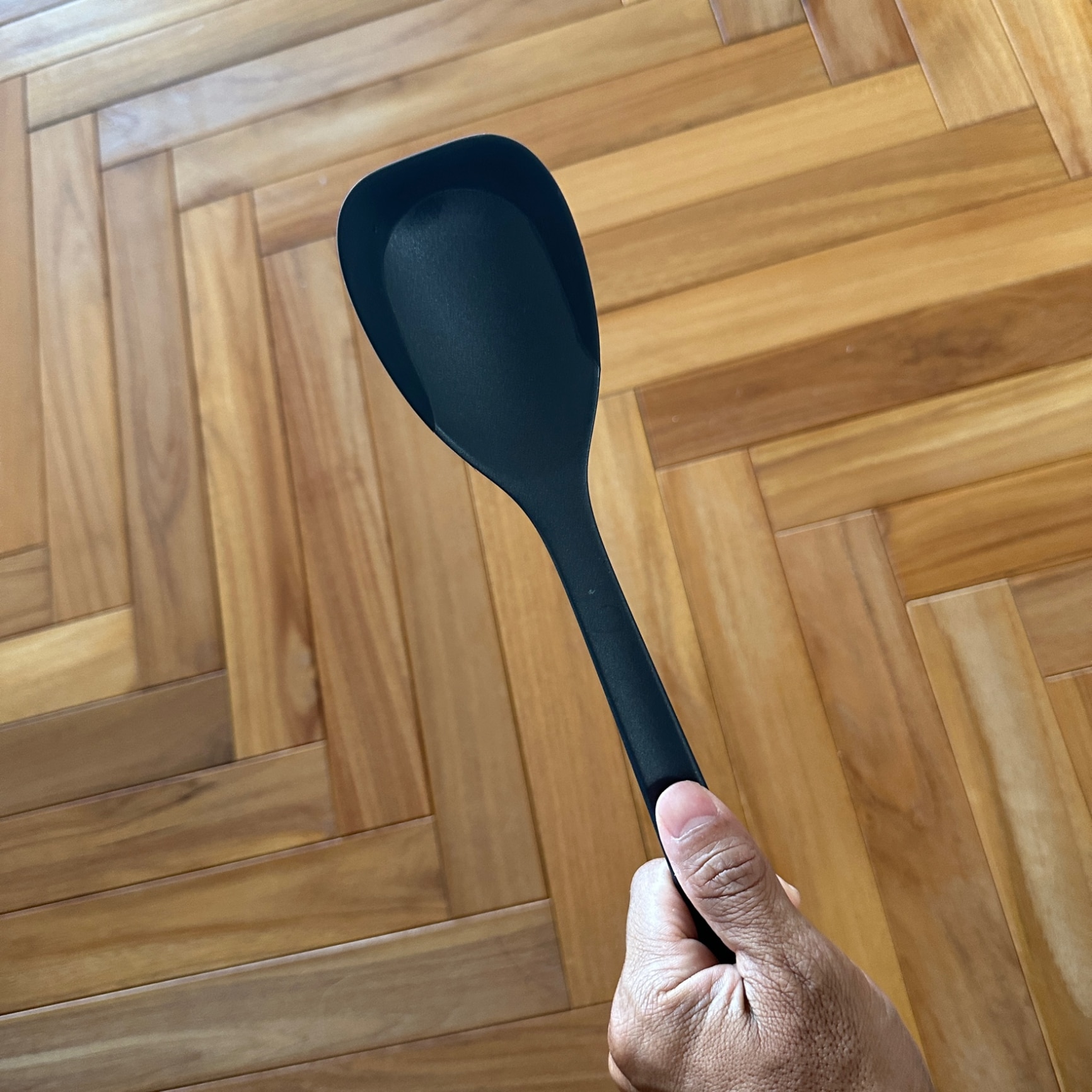 【365日出荷&当店限定特典付】marna マーナ 炒めやすい スプーンヘラ K803 食洗機対応 調理スプーン シリコーンスプーン シリコーンヘラ シリコン スパチュラ マーナのきほん ...