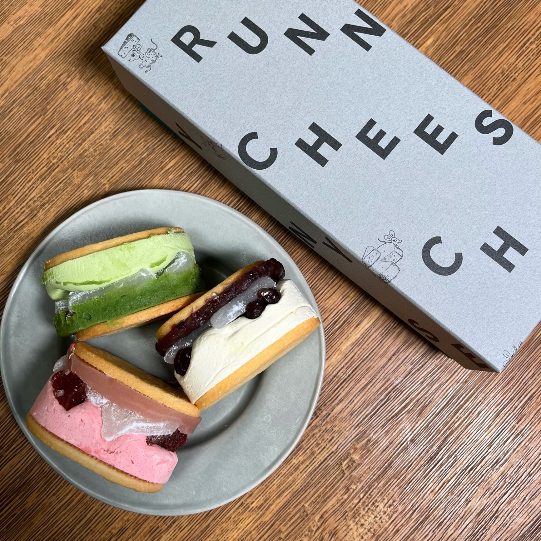 【RUNNYCHEESE】【羽二重5種アソート】ラニーチーズ バターサンド チーズケーキ スイーツギフト 洋菓子 餅 スイーツ ギフト 和スイーツ お中元 スイーツ バターチーズサンド もち ...