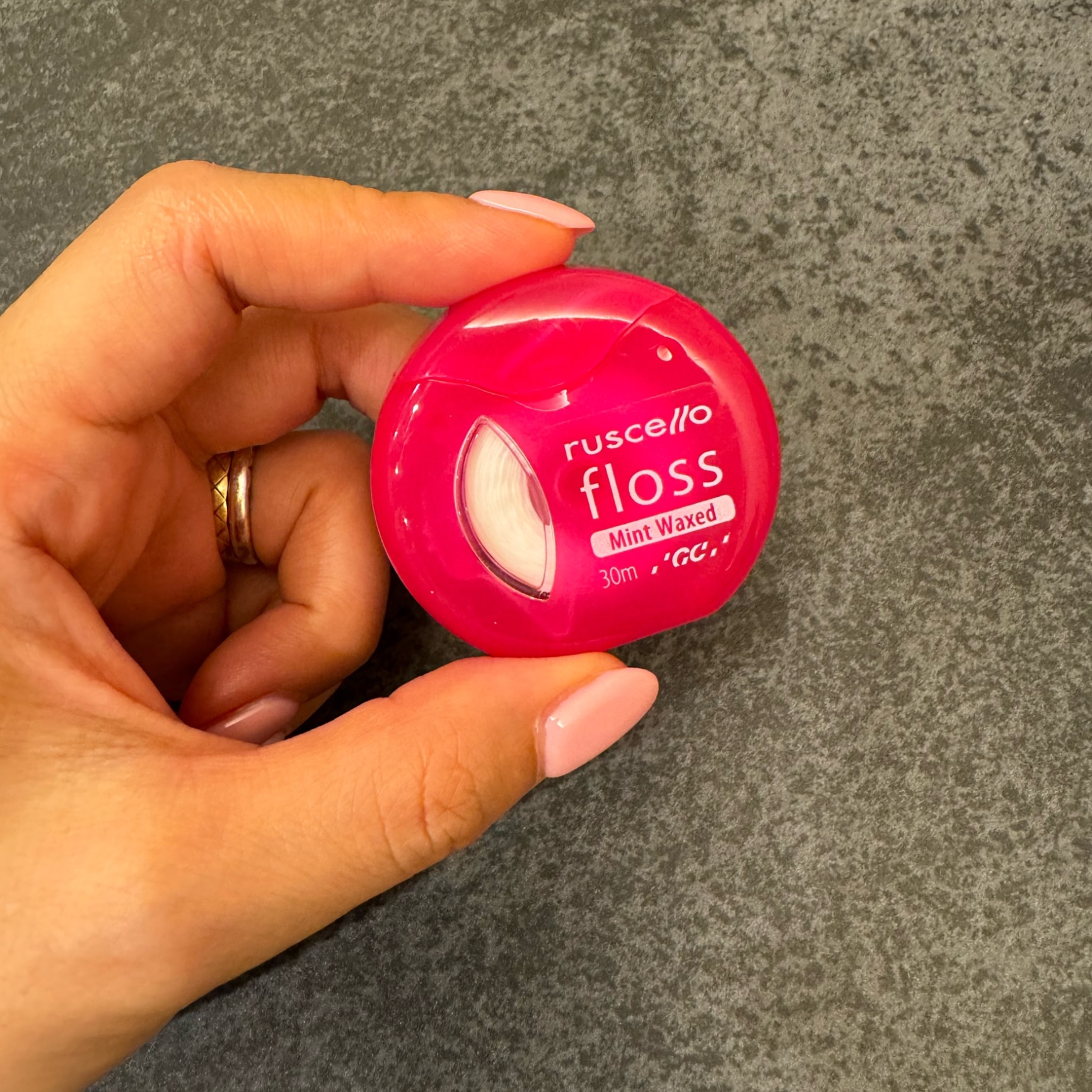 【送料無料】ジーシー【GC】 ruscello ルシェロ floss フロス ミントワックス付き 6個セット 携帯用