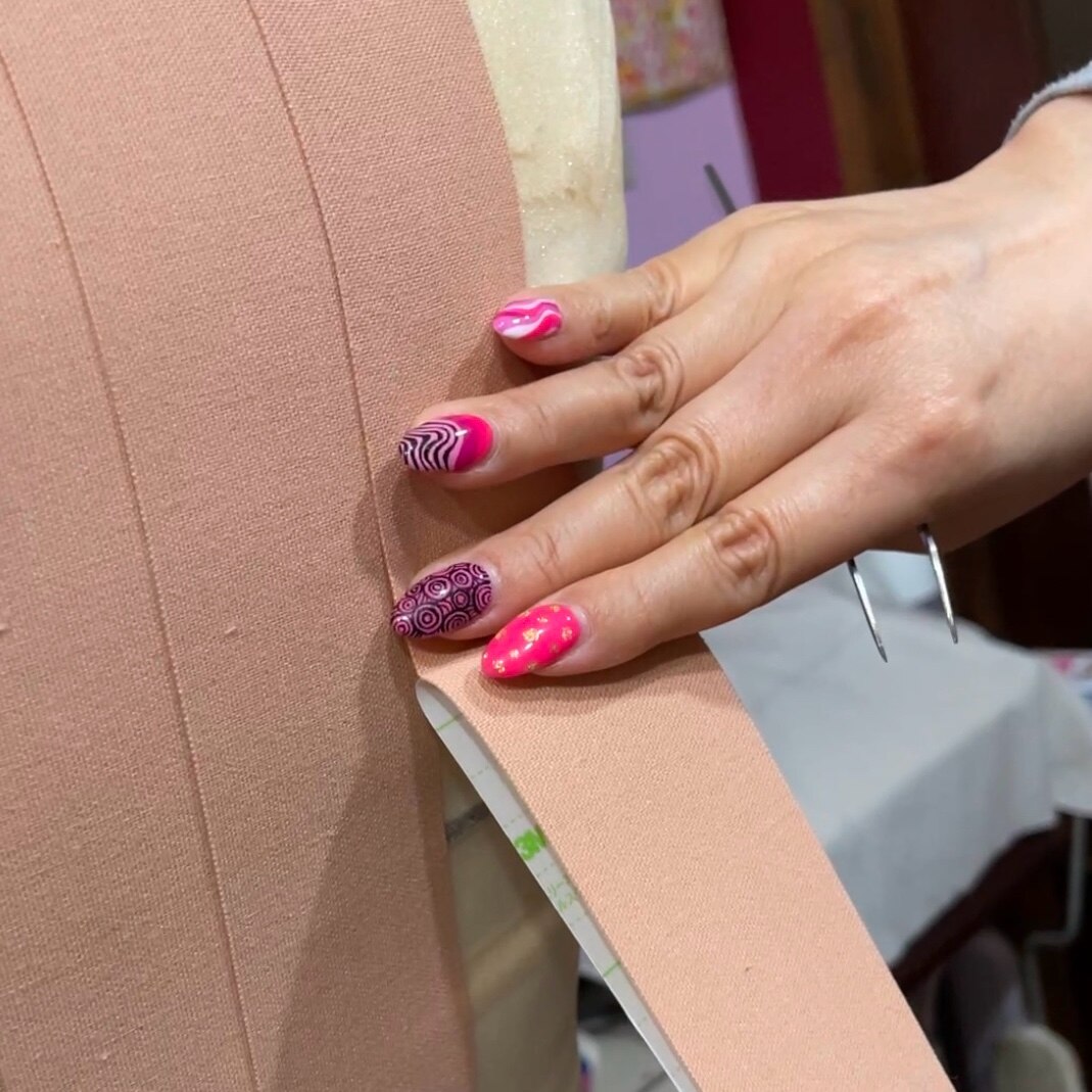 【翌日配達】(送料無料) 3M マルチポアスポーツ レギュラー伸縮固定テープ 品番:2743L-50 2743L50サイズ（幅×長さ ...