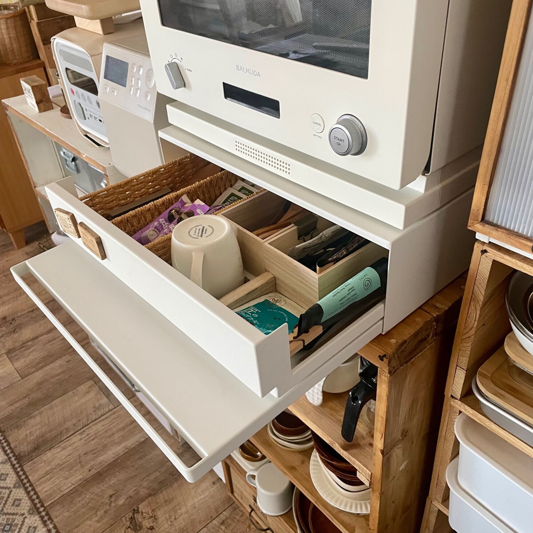 豪華2大特典！ 【 山崎実業 ツーウェイ キッチン家電下引き出し&スライドテーブル タワー W45 / W80 】 tower 電子レンジラック 電子レンジ下 収納 ラック 炊飯器 トレー ...