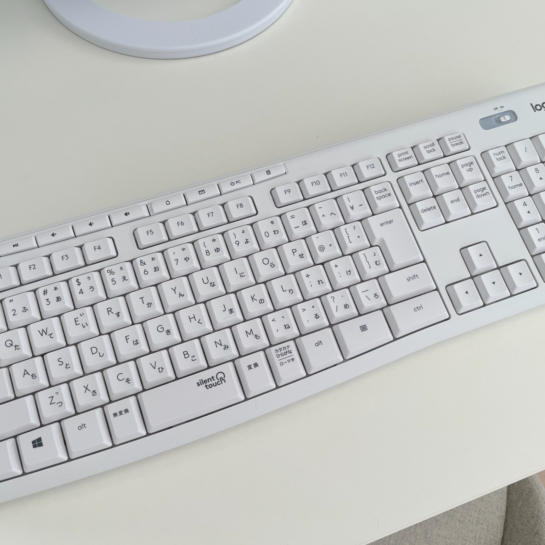 ロジクール ワイヤレスキーボード K295GP K295OW 静音 耐水 キーボード 無線 Unifying windows chrome K295 国内正規品 2年間無償保証