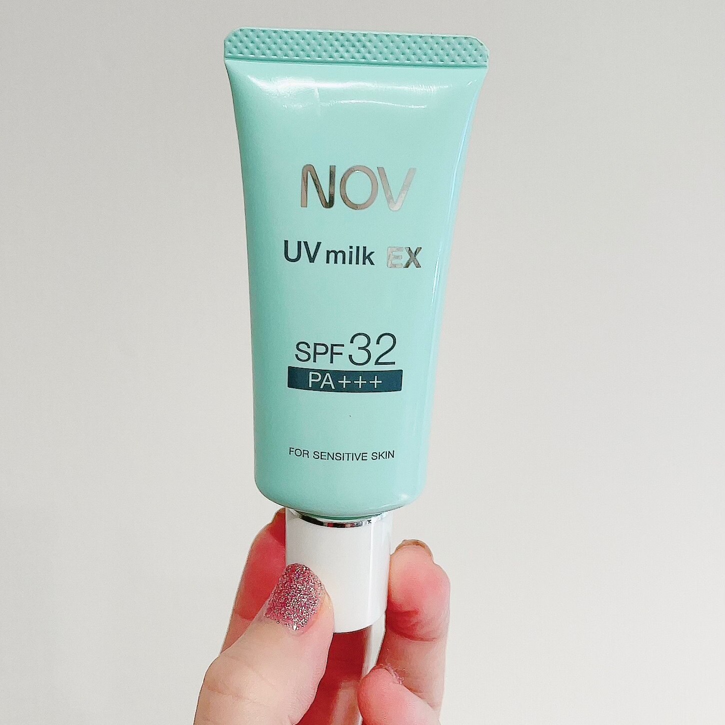 【国内正規品・全国送料無料・ネコポス発送（ポスト投函）】NOV(ノブ) UVミルクEX 35g (日焼け止めミルク)