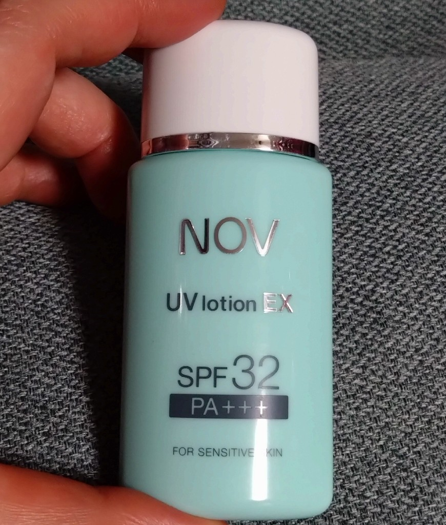 【選べる】NOV ノブ UVミルクEX 35g // UVシールドEX 30g // UVローションEX 35mL【店頭同様の国内正規品】ノブ日やけ止め 耐水性 顔・からだ用 個数選択可能