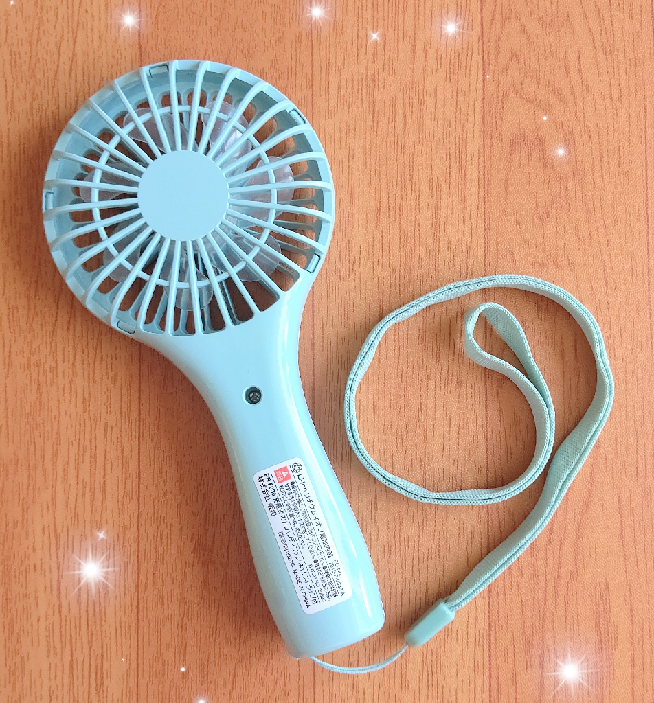 PRISMATE 充電式スリムハンディファン ネックストラップ付 PR-F030 ／ ハンズフリー ストラップ式 ぶら下げ 吊り下げ ミニ 扇風機 usb 充電 熱中症対策 ミニファン 手持ち ...