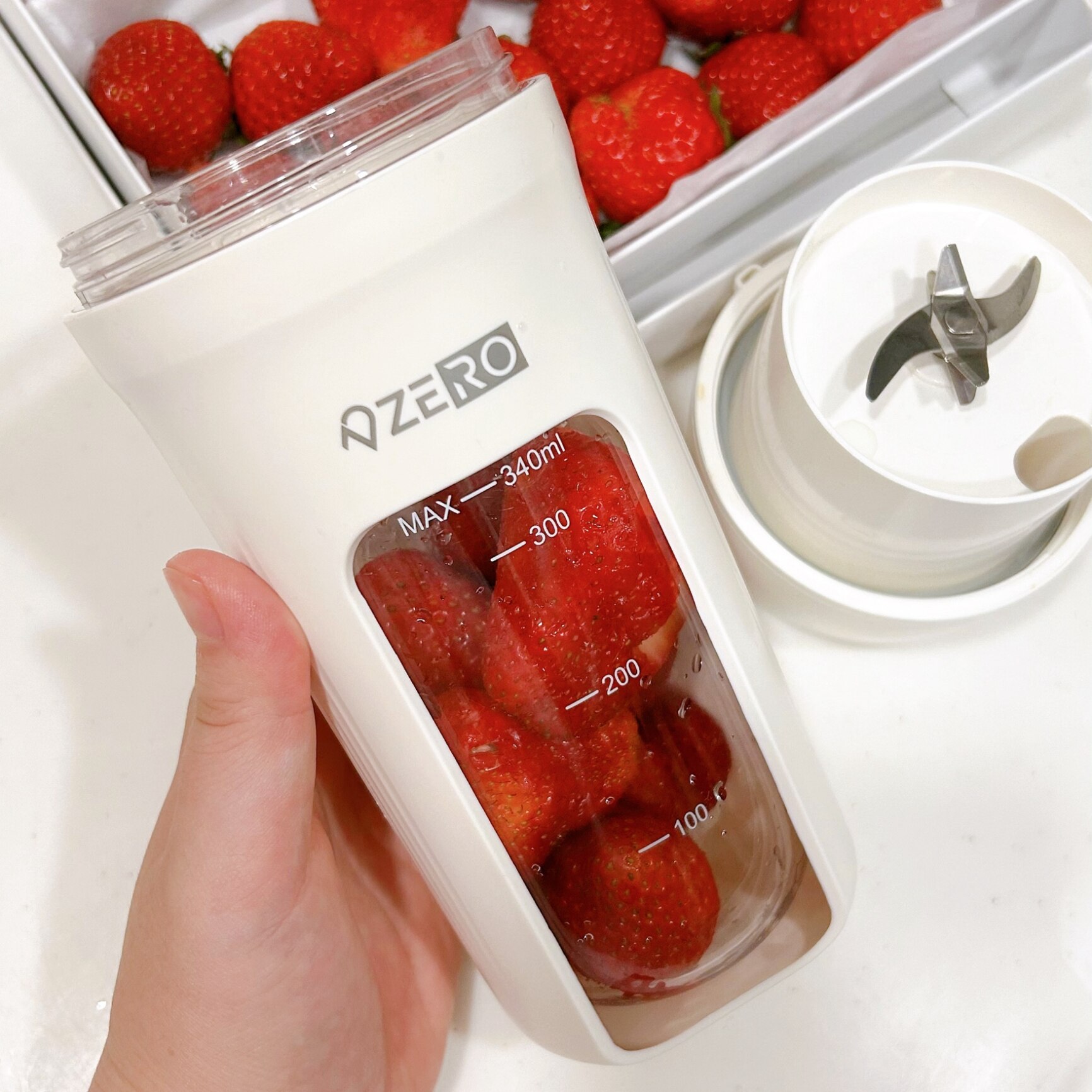 【11/11 23:59迄限定★150円クーポン】MIXER＋V3 タンブラー型ミキサー 340ml USB充電 スムージー プロテイン クラウドファンディング ZERO DESIGN ...