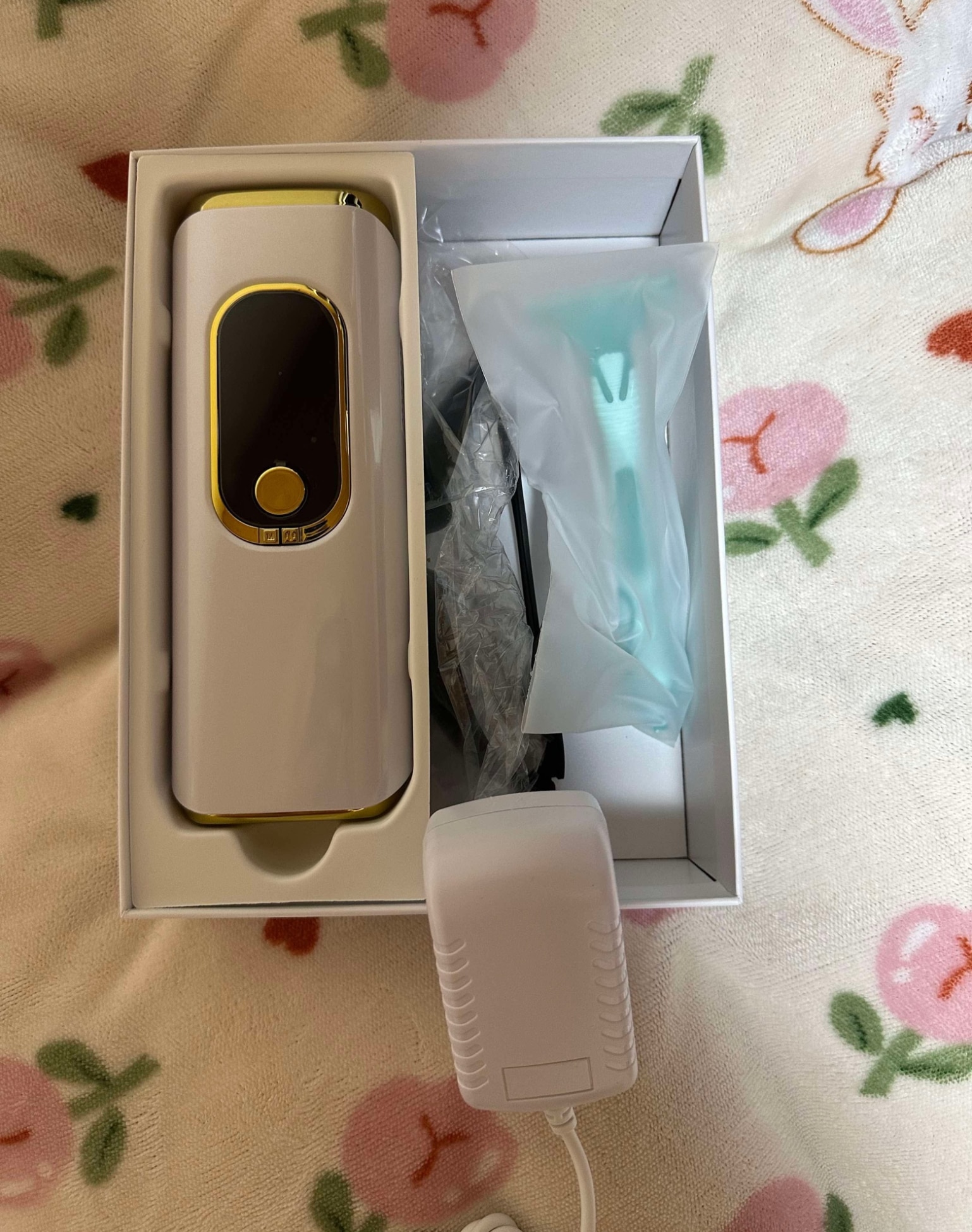 楽天1位【COUPONで5,380円♪激安SALE】 脱毛器 vio対応 21Jパワー サロン級HIPL＆サファイア氷感 脱毛機 冷却機能 全身快速脱毛 冷感 美容器 美肌 HIPL うぶ毛 ...