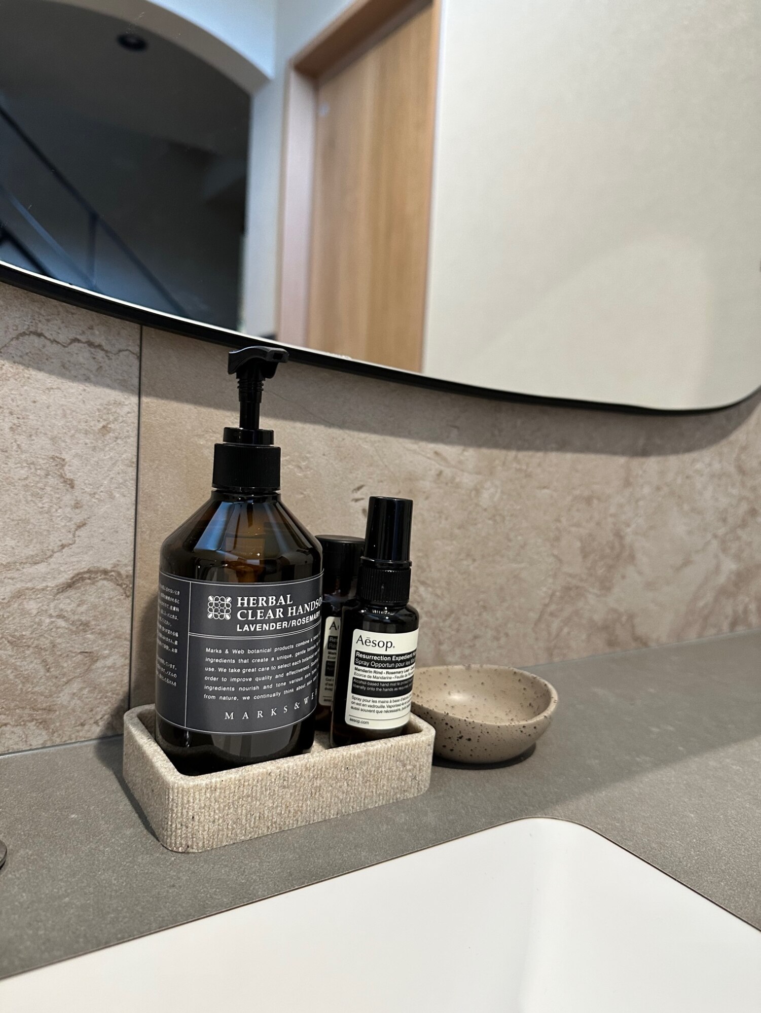 ☆MARKS&WEB マークス＆ウェブ ハーバルクリアハンドソープ(ラベンダー/ローズマリー)300mLボディケア ハンドソープ 手洗い石鹸マークスアンドウェブ