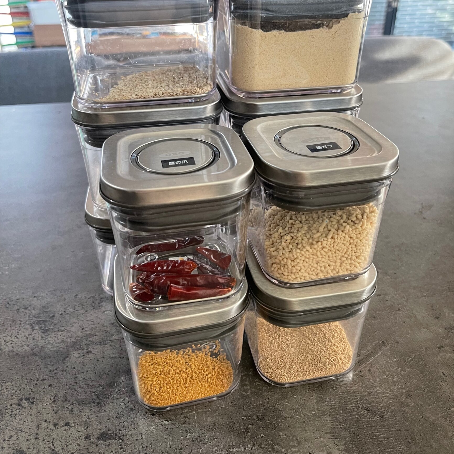 【1月15日はポイント10倍！店内全商品対象!!】OXO oxo オクソー ステンレスポップコンテナ ミニスクエア ミニ 0.2L ステンレス 保存容器 プラスチック 密閉容器 調味料 食品 ...