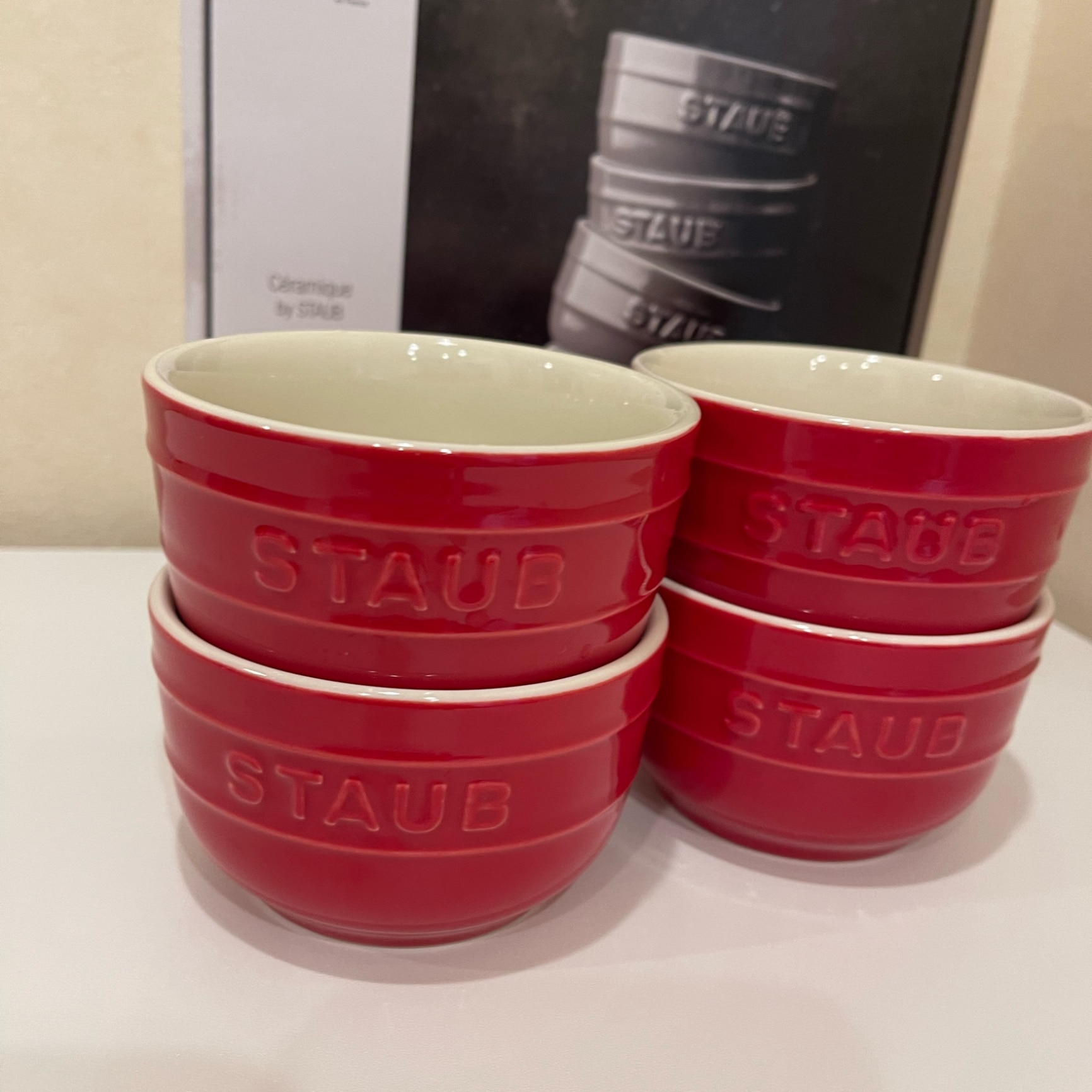 ストウブ 鍋 Staub 福袋 セラミック ラウンド ラムカン 9cm 4個セット 40511-13 Ramekin round 耐熱 オーブン