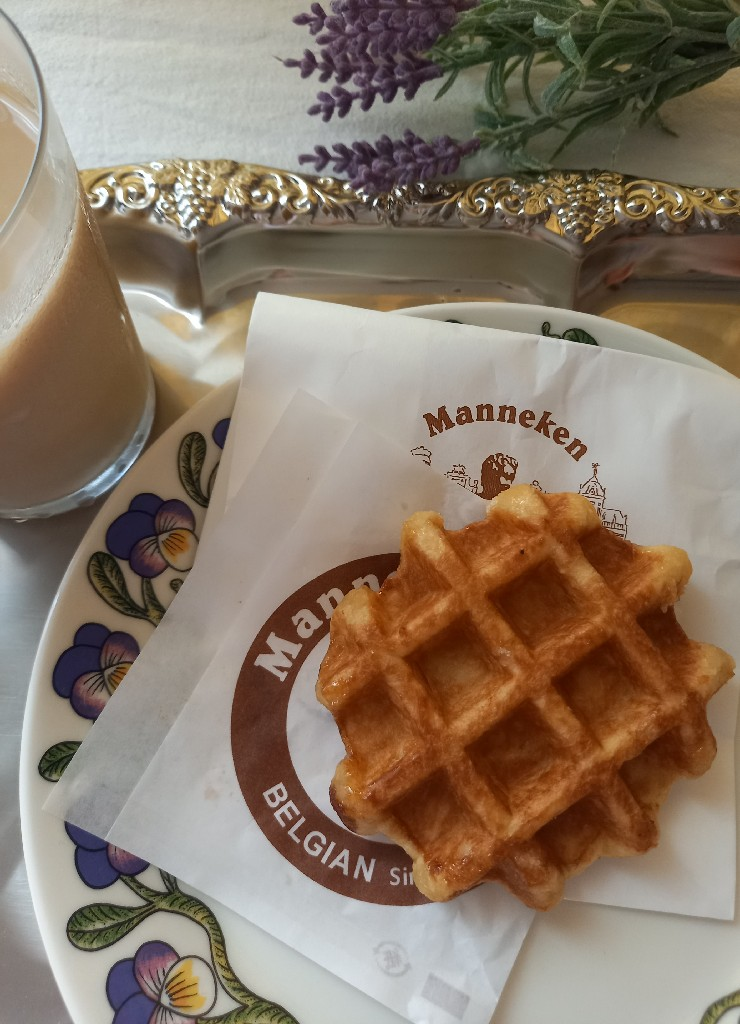 【冷凍便】 プレーン20個入り 送料込み マネケン ベルギーワッフル お店の味をお取り寄せ 単品 定番商品 1番人気 お菓子 洋菓子 スイーツ ...