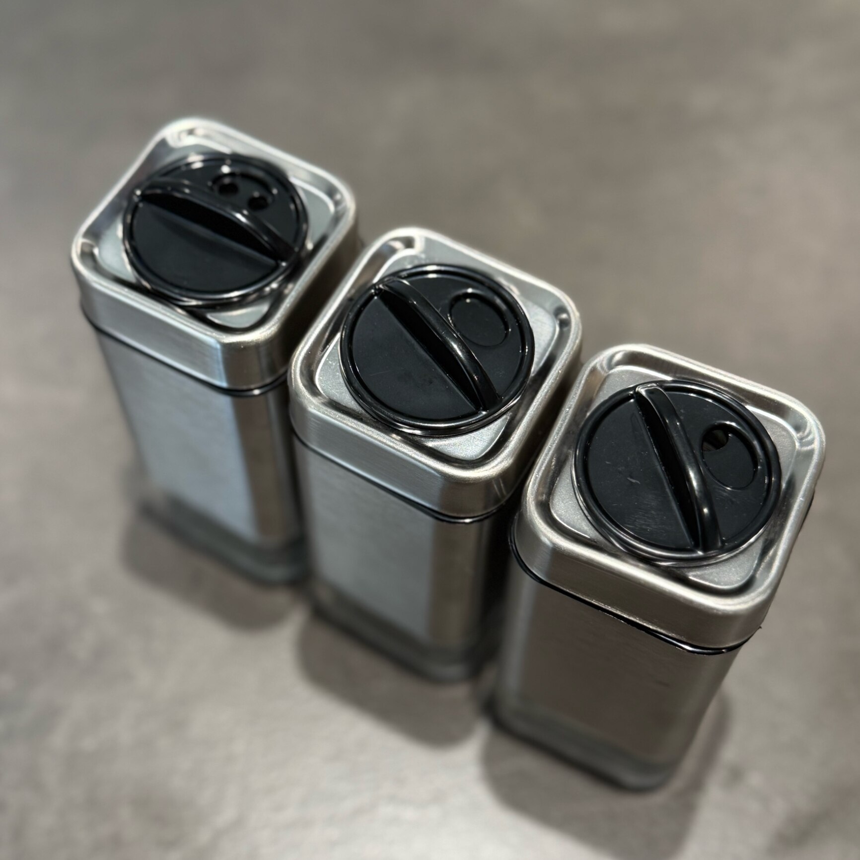 ダルトン スパイスジャー 80ml Cube spice jar 調味料入れ （ DULTON 塩胡椒入れ 塩こしょう入れ ソルト ペッパー ステンレス製 調味料ボトル スパイスボトル 粉末 ...