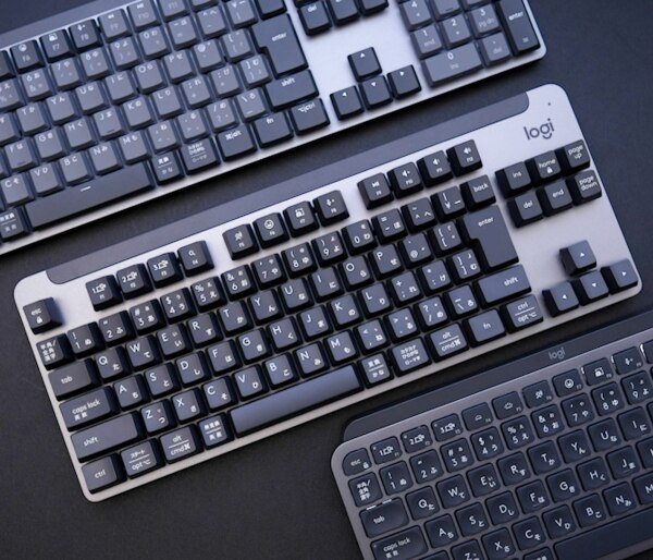 ロジクール SIGNATURE K855 ワイヤレス メカニカル キーボード テンキーレス 赤軸 リニア Logi Bolt Bluetooth Unifying非対応 無線 K855GR ...