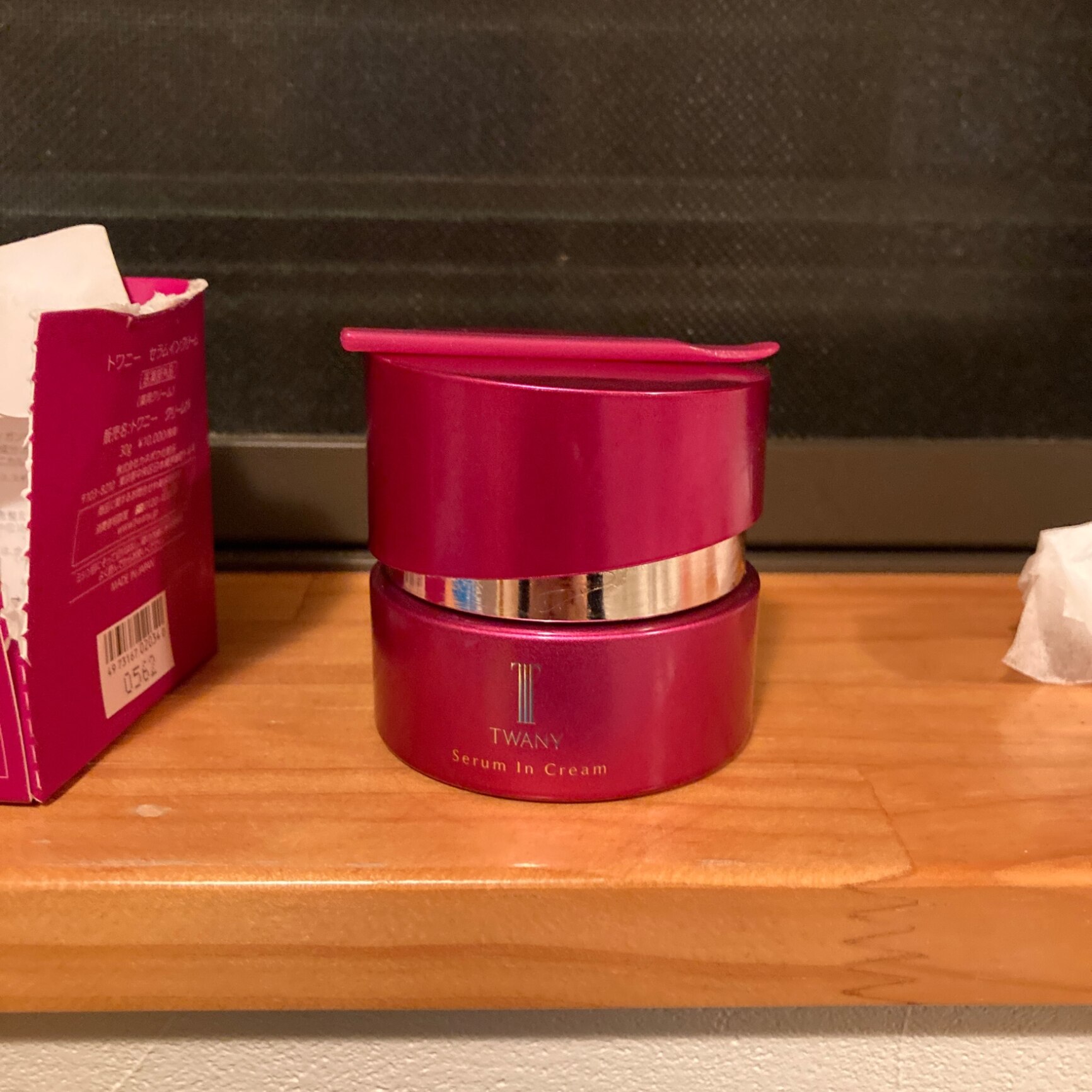 Kanebo カネボウ TWANY トワニー セラムインクリーム 30g（スパチュラ付） 医薬部外品 肌あれ