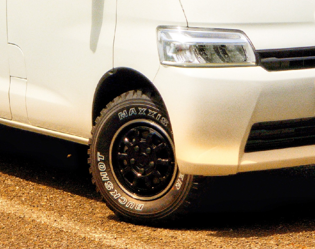 【★お得4本セット！】MT-754 195R14C 8PR MAXXIS マキシス 195R14 Buckshot Mudder ホワイトレタータイヤ ハスラーにおすすめ【2025年製】