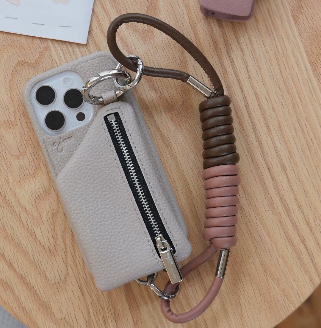 【iPhone16/16pro対応】 エジュー ajew cadenas zipphone case shoulder 一部9月下旬～10月下旬予約 iPhone16pro ケース ショルダー ...