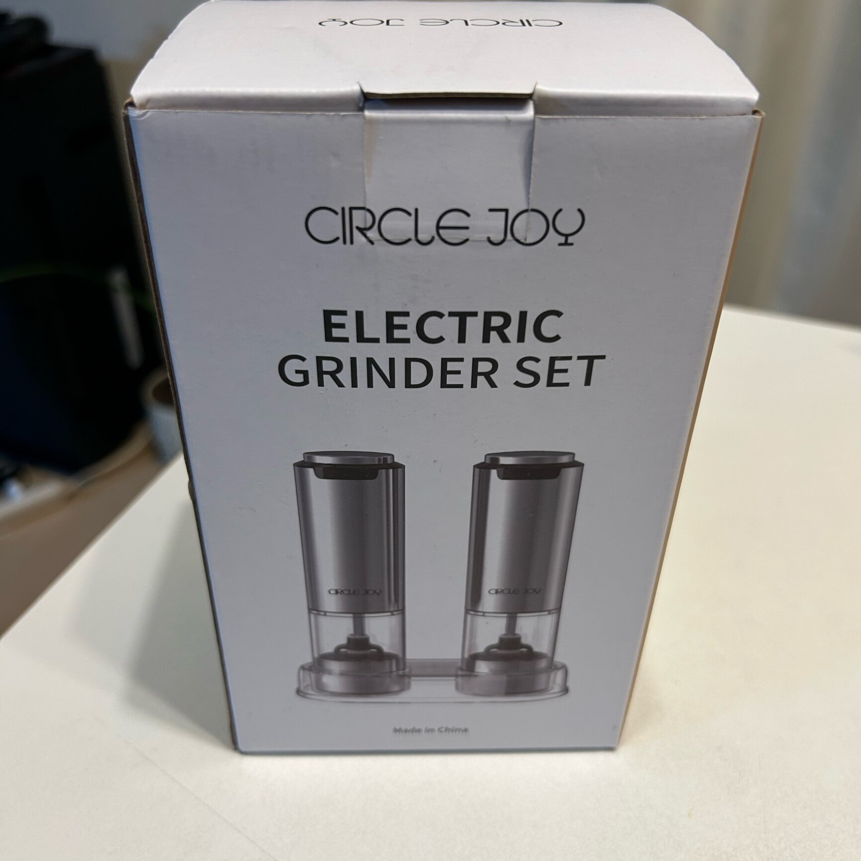 CIRCLE JOY ペッパーミル 電動 ステンレススパイスミル 充電式ペッパーミル 収納ベース 洗える70ml容器 粗さ調節可能 白色LEDライト 2本セット ミニサイズ シルバー