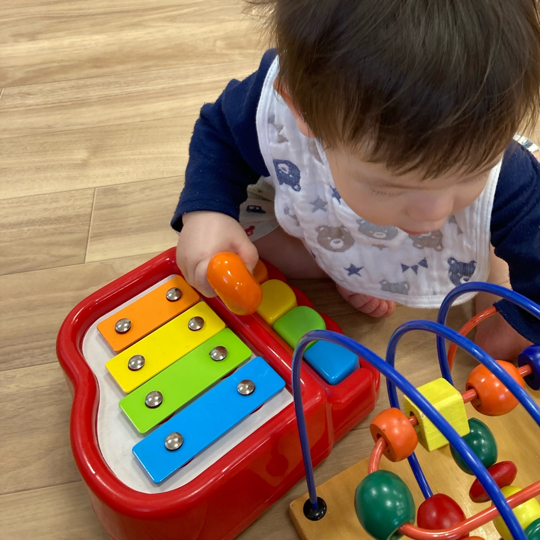 Vit Heart カラフルメタルフォン 400477 ヴィットハート おもちゃ てっきん遊び ピアノ遊び 楽器 楽器遊び 室内遊び 1歳6ヶ月 1歳半 ギフト プレゼント 誕生日 お祝い ...