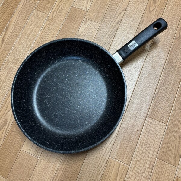 フライパン 貝印 軽いフライパン 20cm 〜 32cm IH ガス 対応 | 軽量フライパン 軽量 IH対応 ガス火 ガスコンロ 26cm 28cm 30cm 32cm 20 28 30 ...