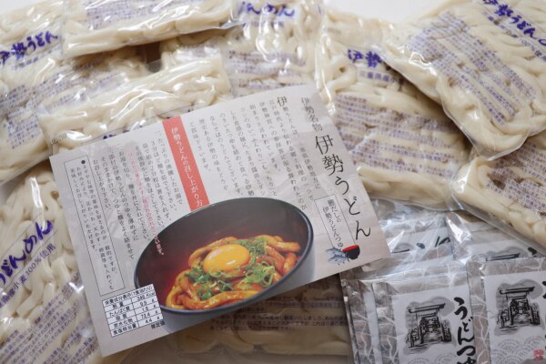 手打ち式伊勢うどん10食入(簡易パッケージうどん） 送料無料 本場伊勢よりお届け 本醸造のたまり醤油を使用した特製つゆ付 ランキング 通販 伊勢うどんたれ