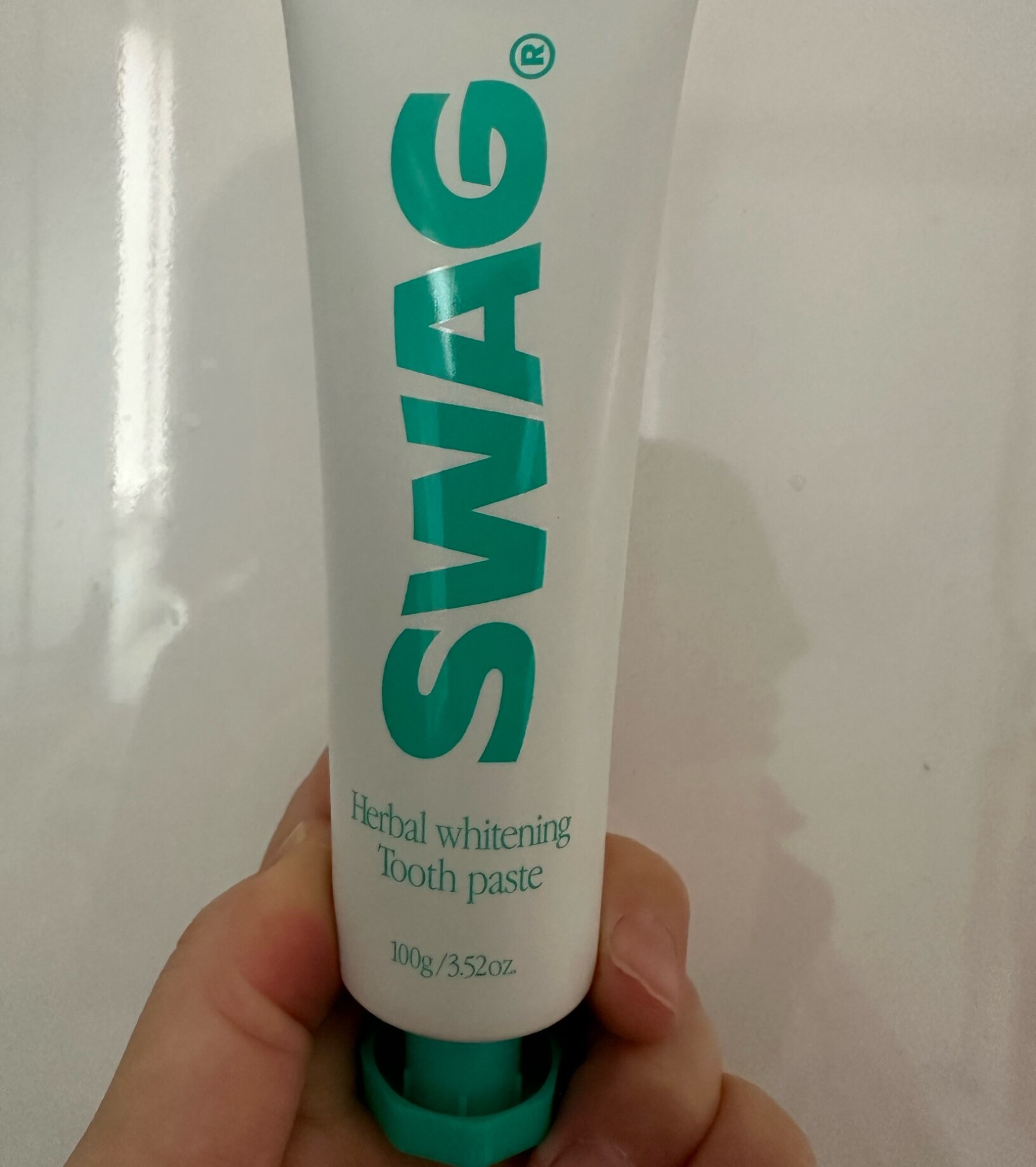 スワッグ | ホワイトニング 歯磨き粉 100ml】 Herbal Whitening Tooth Paste 口臭ケア 口臭予防 オーラル ...