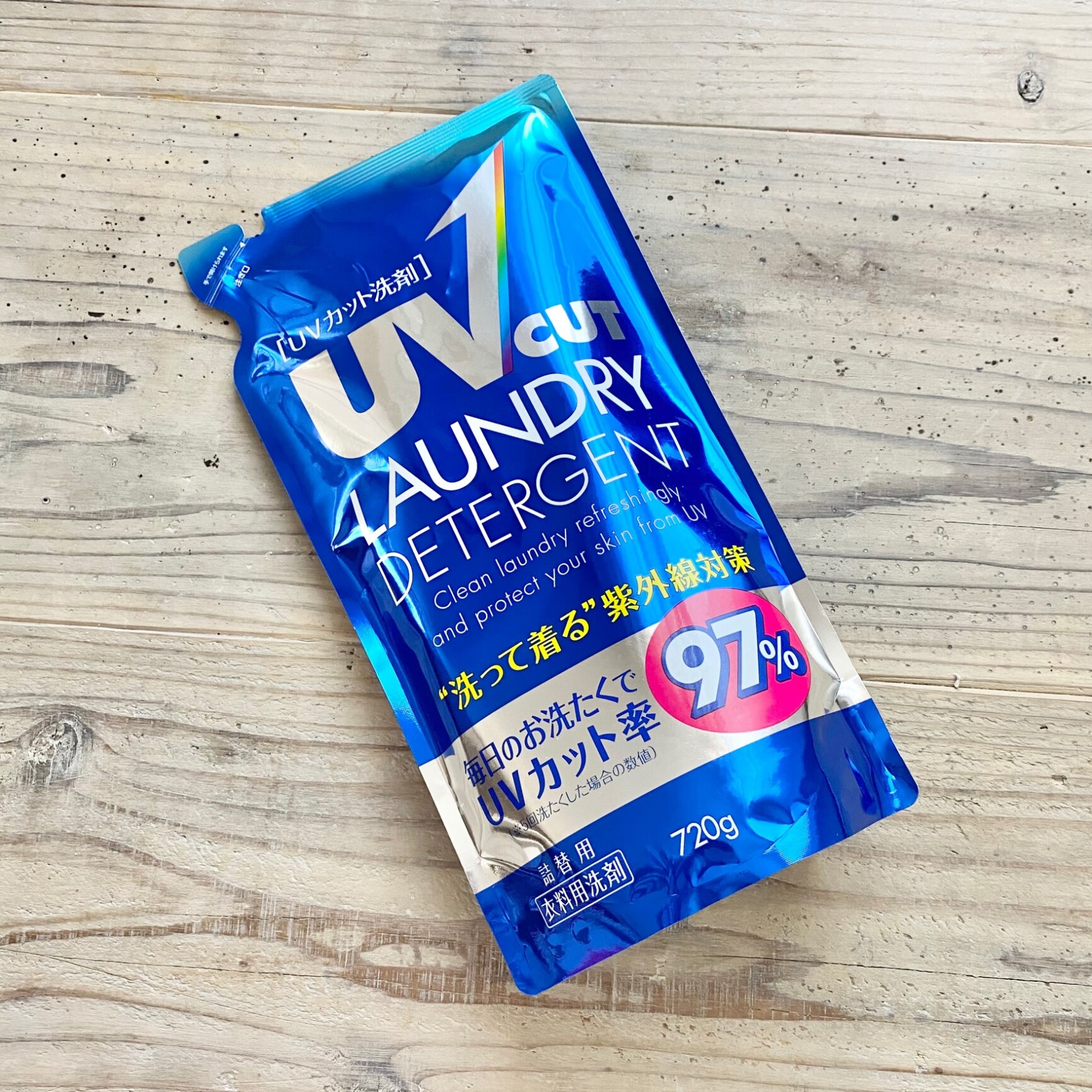 送料無料 】UVカット洗剤 詰替720g 4個セット洗剤 洗濯 で紫外線対策・ UVケア 日焼け止め を使いたくない方への 液体洗剤 紫外線防止 アウトドア キャンプ ガーデニング【RCP】